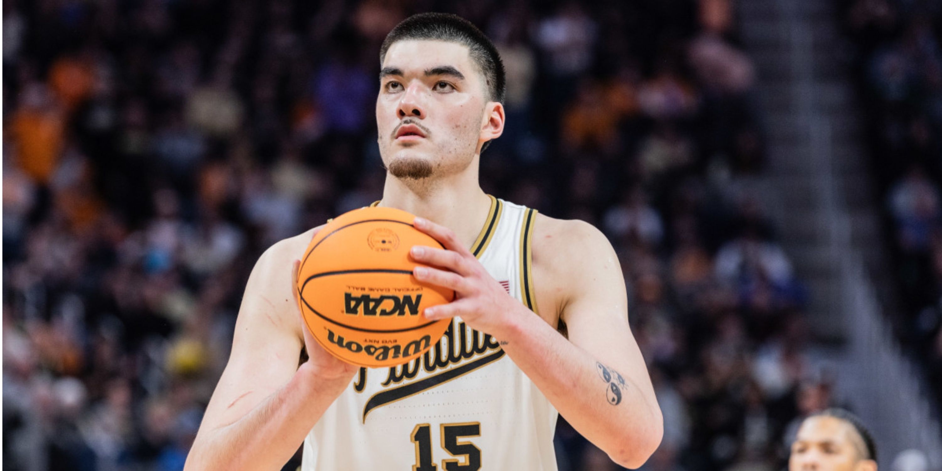 3 Keys To Successful Rookie Year for Grizzies' Zach Edey