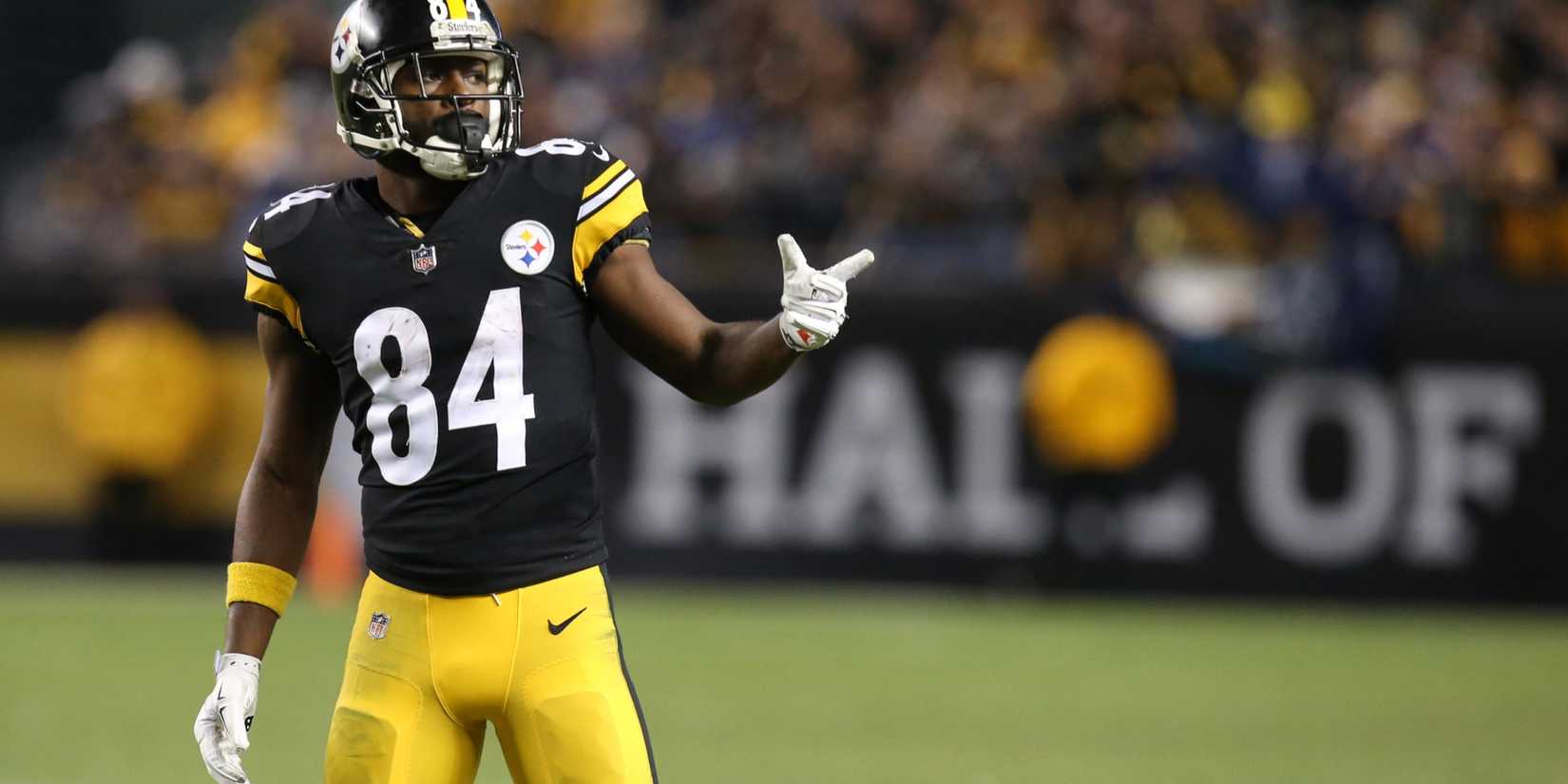 The 10 Players With the Most Receiving Yards in an NFL Game