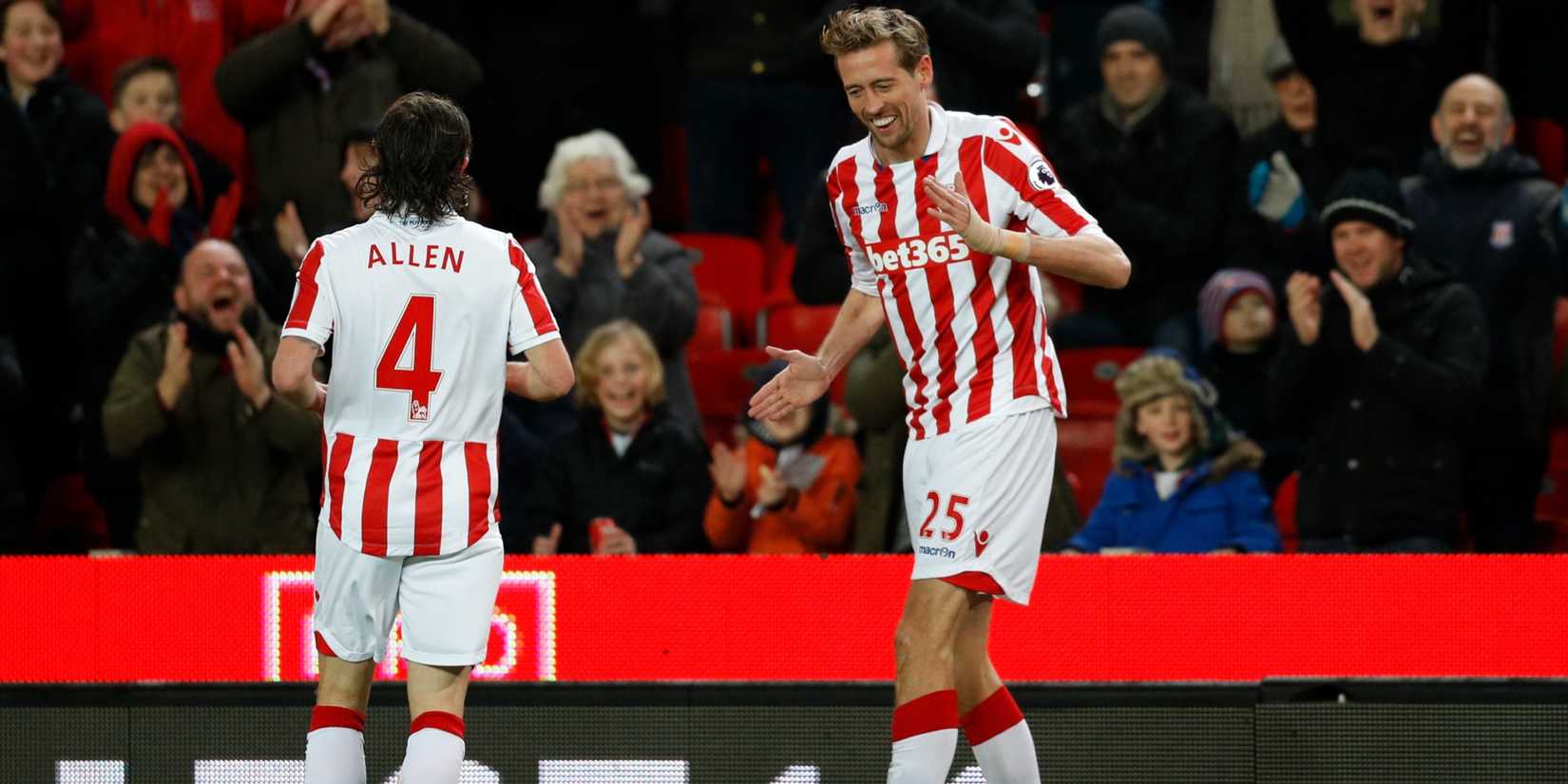 10 Funniest Players in Football History [Ranked]