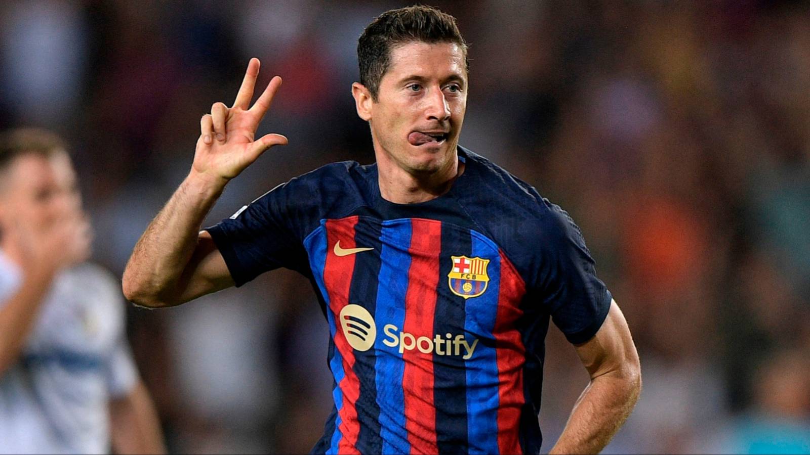 The Bizarre Trick That Helped Robert Lewandowski’s Remarkable Body ...