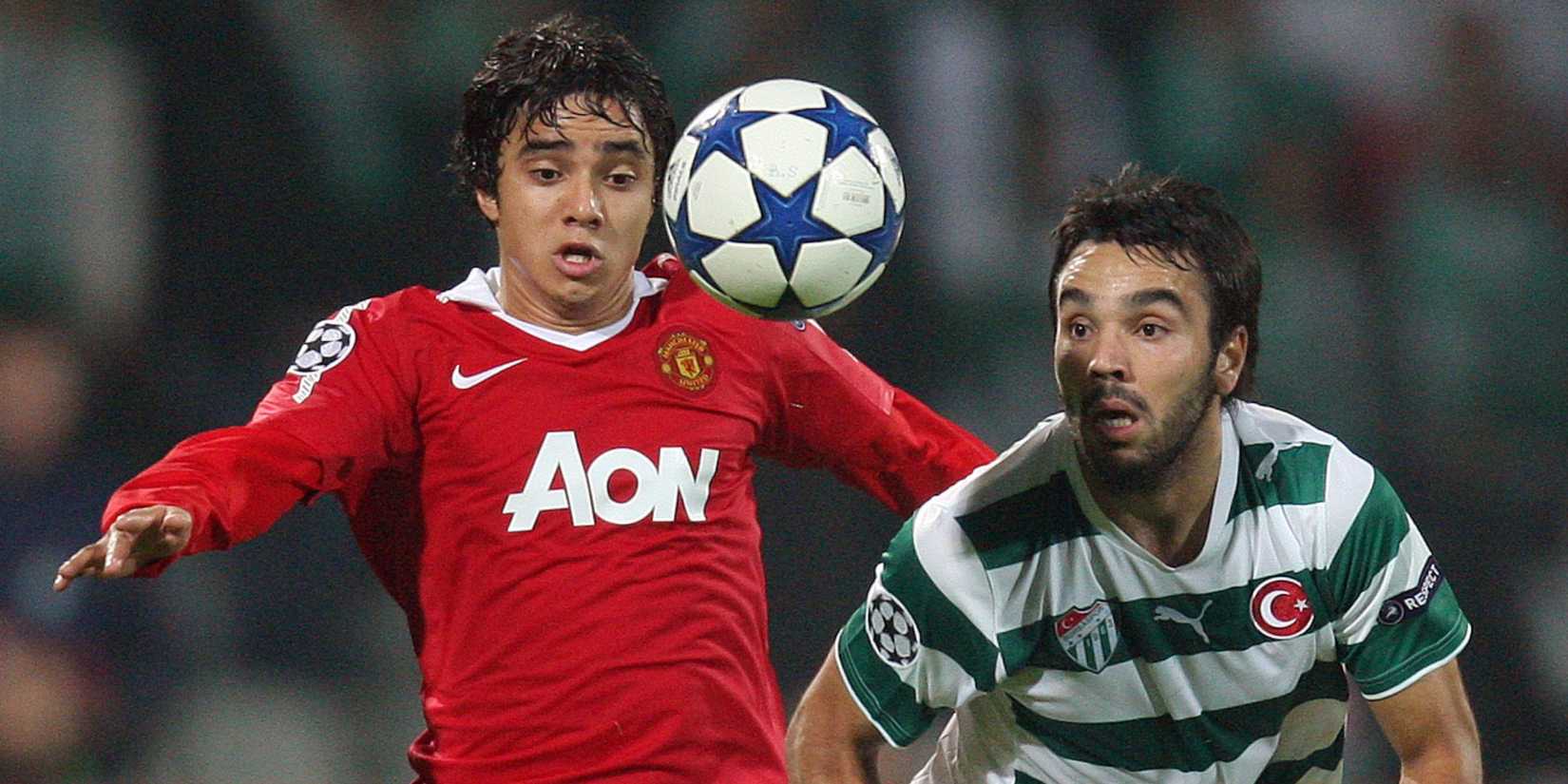 9 Best Right-Backs in Man Utd History (Ranked)