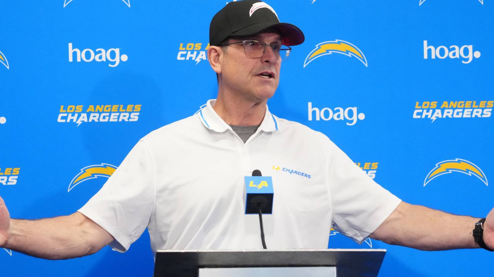 Jim Harbaugh, Matt Eberflus Have Shortest Odds to Win Coach of the Year