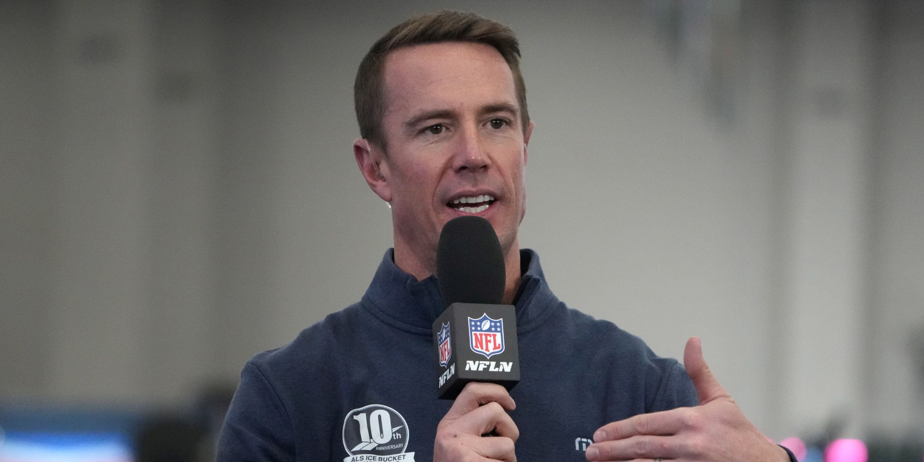 Phil Simms, Boomer Esiason Out As Matt Ryan Joins CBS NFL Broadcast Phil Simms, Boomer Esiason Out As Matt Ryan Joins CBS NFL Broadcast