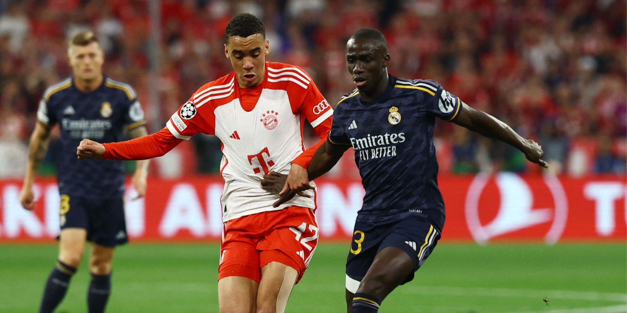 Jamal Musiala and Jude Bellingham's Stats in Bayern 2-2 Real Madrid ...