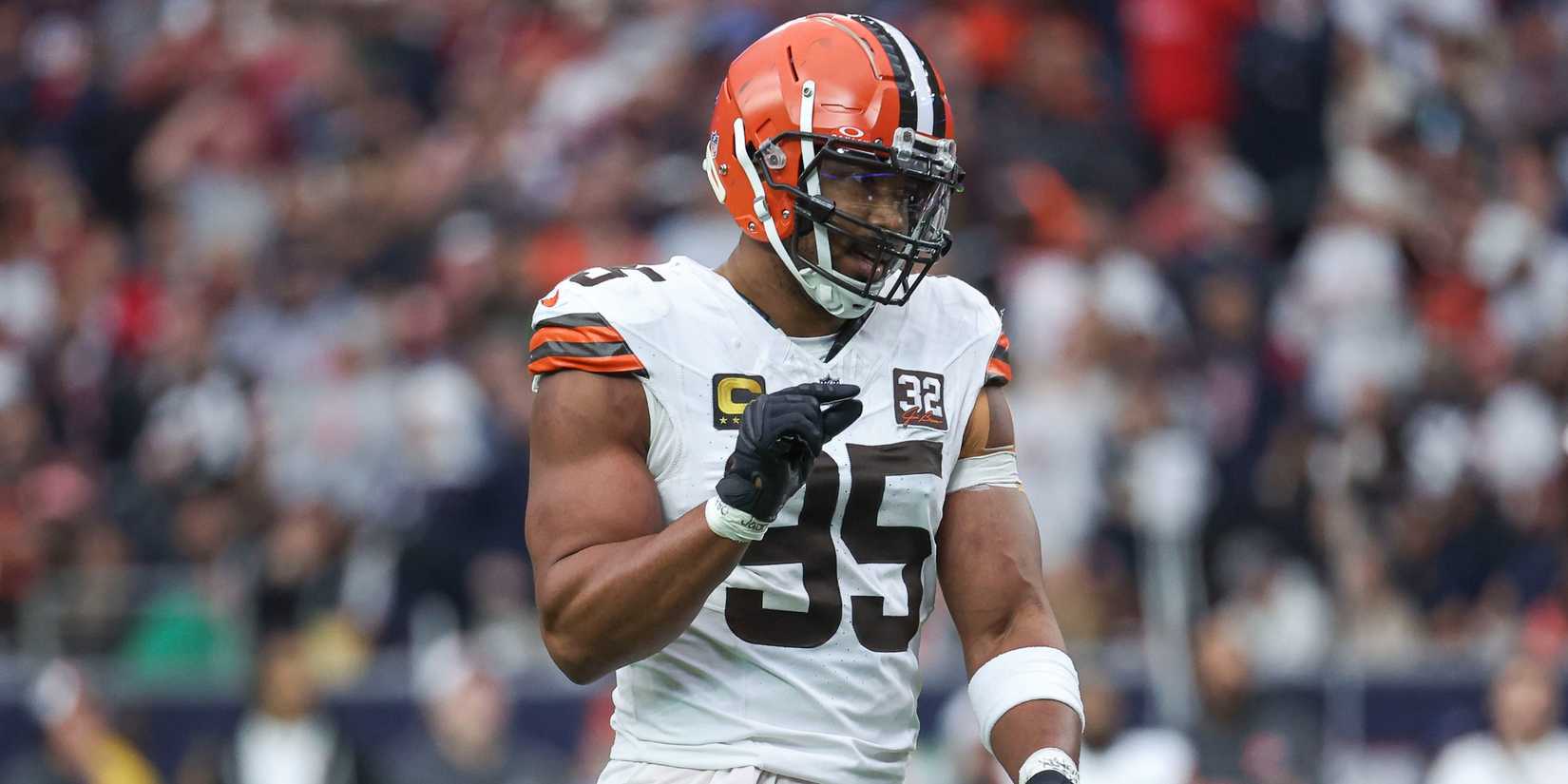 Ranking the Top 10 Current NFL Edge Rushers