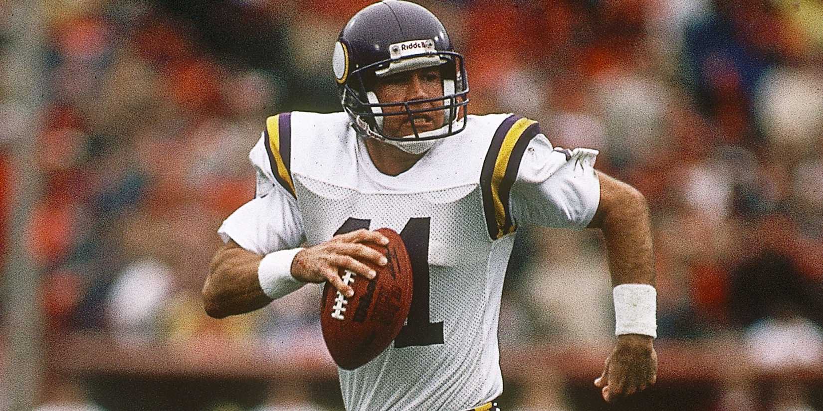 Ranking the Top 5 Minnesota Vikings Quarterbacks of All Time