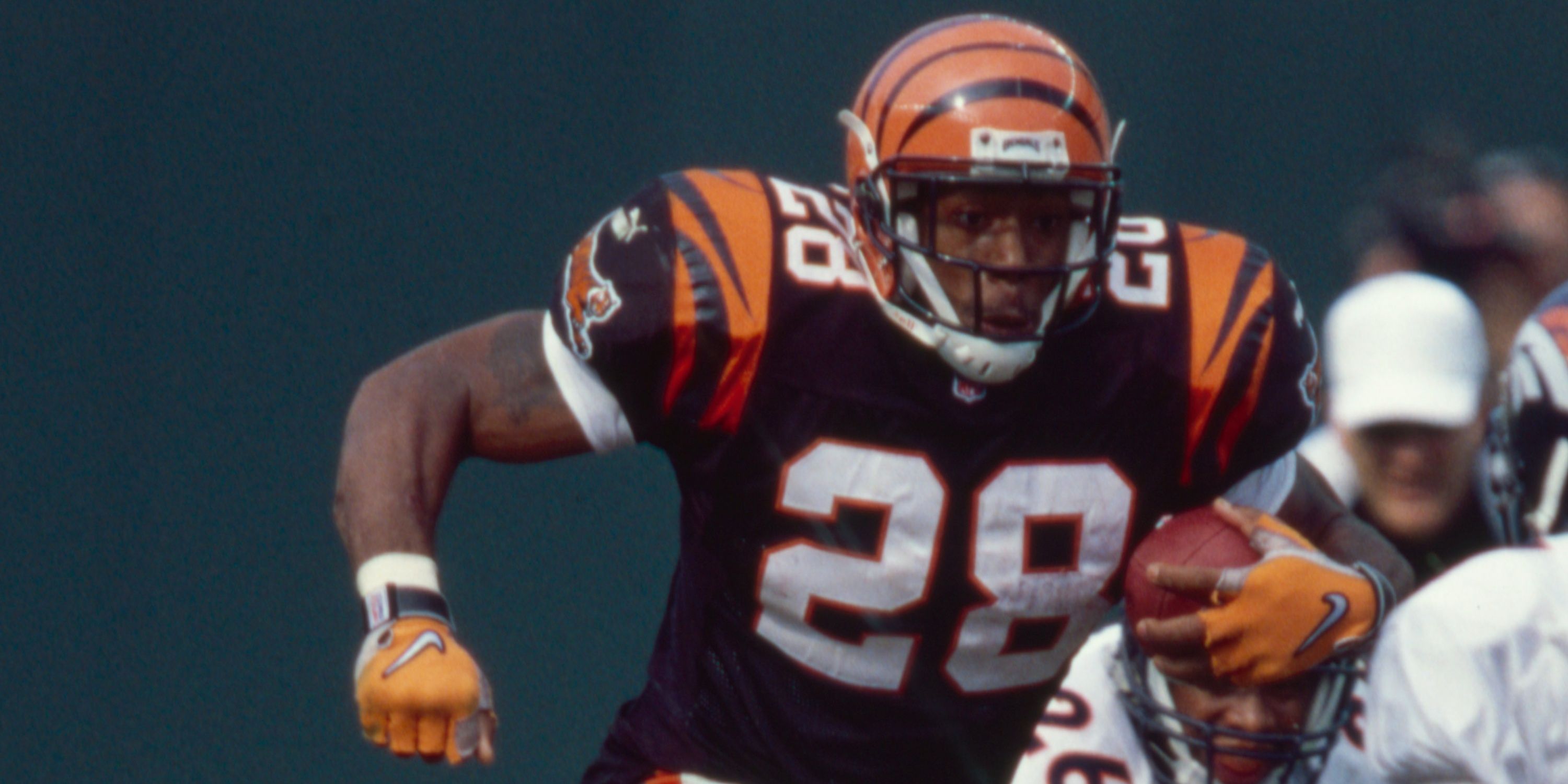 The 10 NFL Running Backs With the Most Rushing Yards in a Game