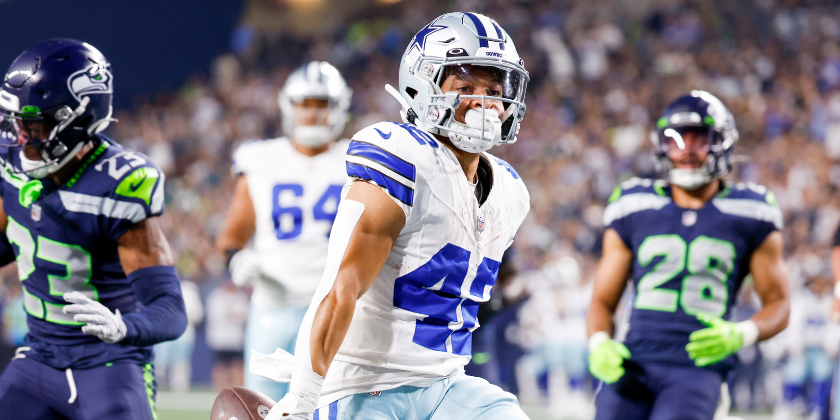 Cowboys Running Back Deuce Vaughn Could Split Time at Wide Receiver