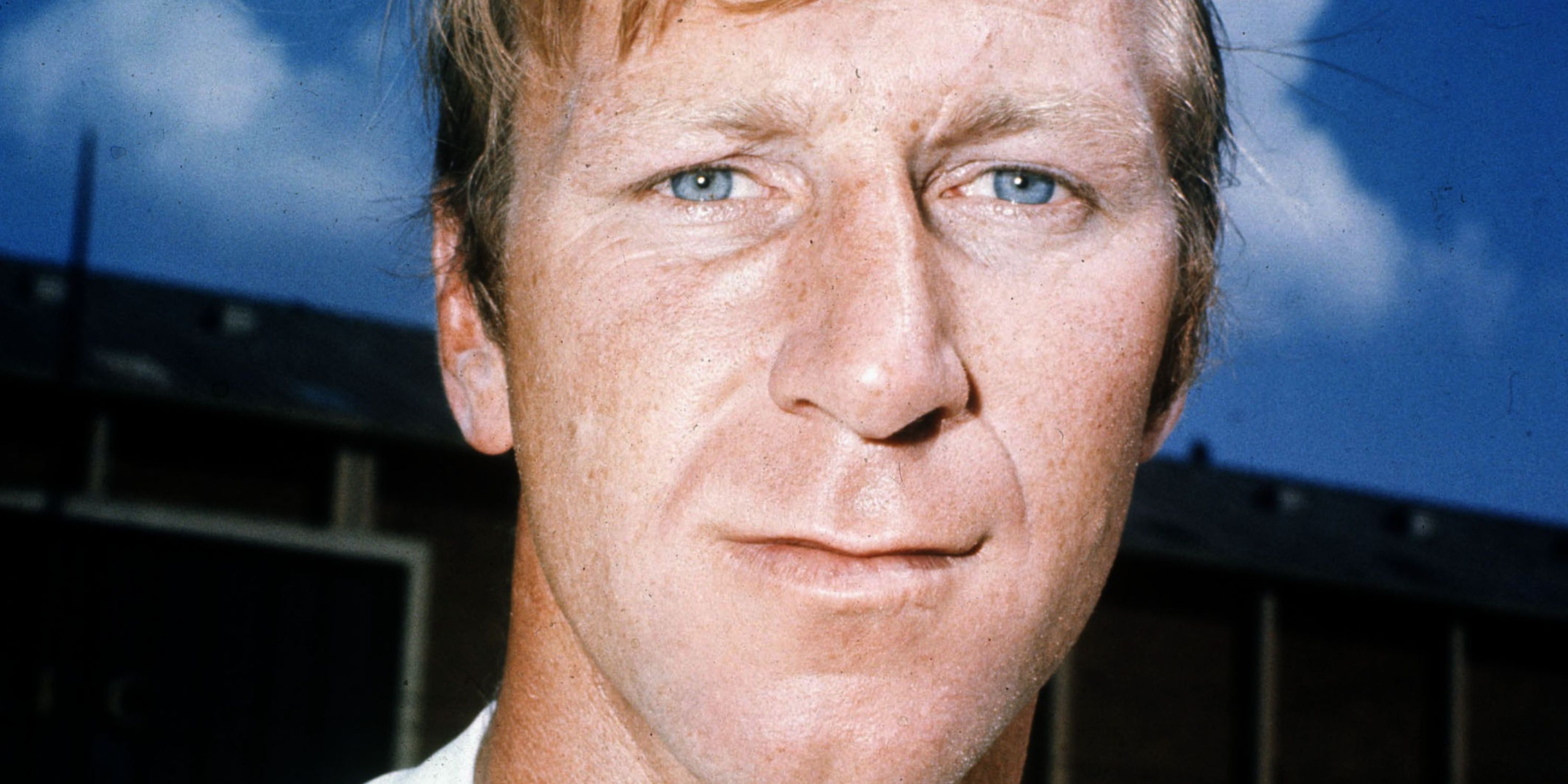 11 Greatest English Defenders in Football History [Ranked]