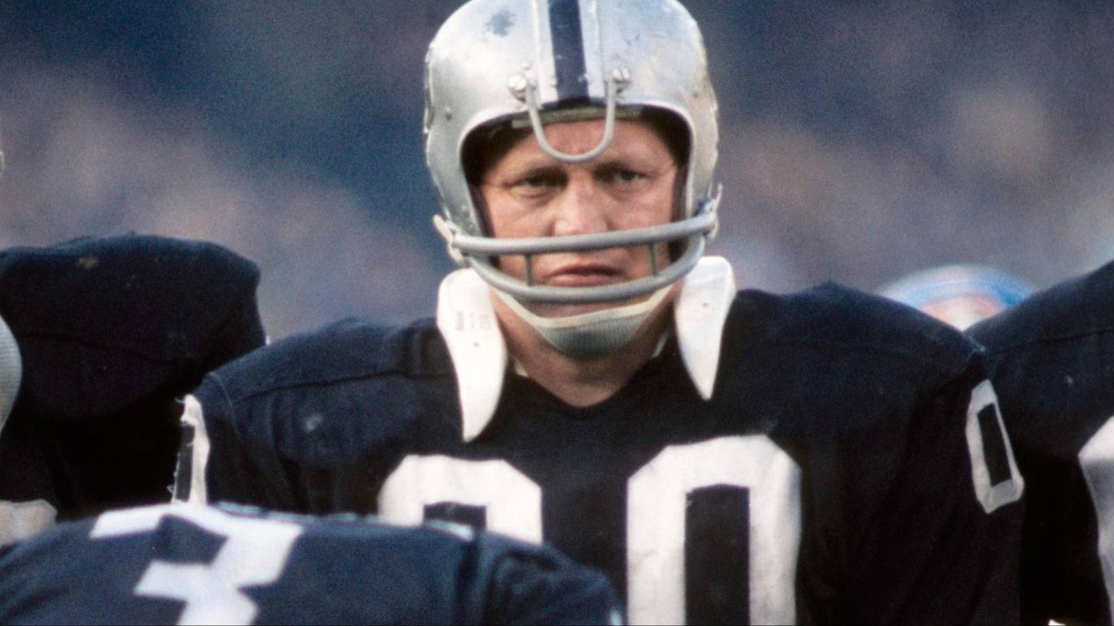 Greatest Center in NFL History, Jim 'Mr. Raider' Otto, Dies At 86
