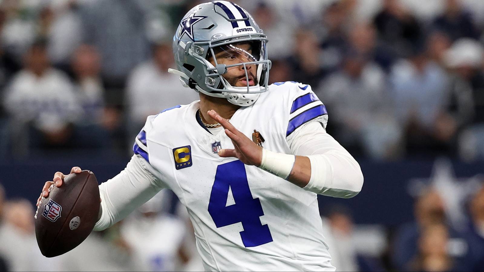 Top 5 Quarterbacks in Dallas Cowboys History (Ranked)