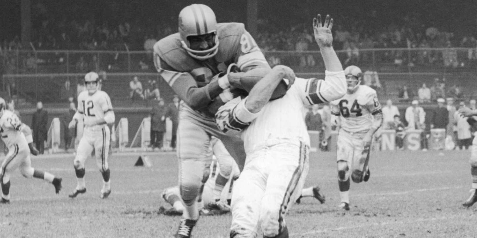 Top 10 Greatest Undrafted Players in NFL History (Ranked) - Tony Romo ...