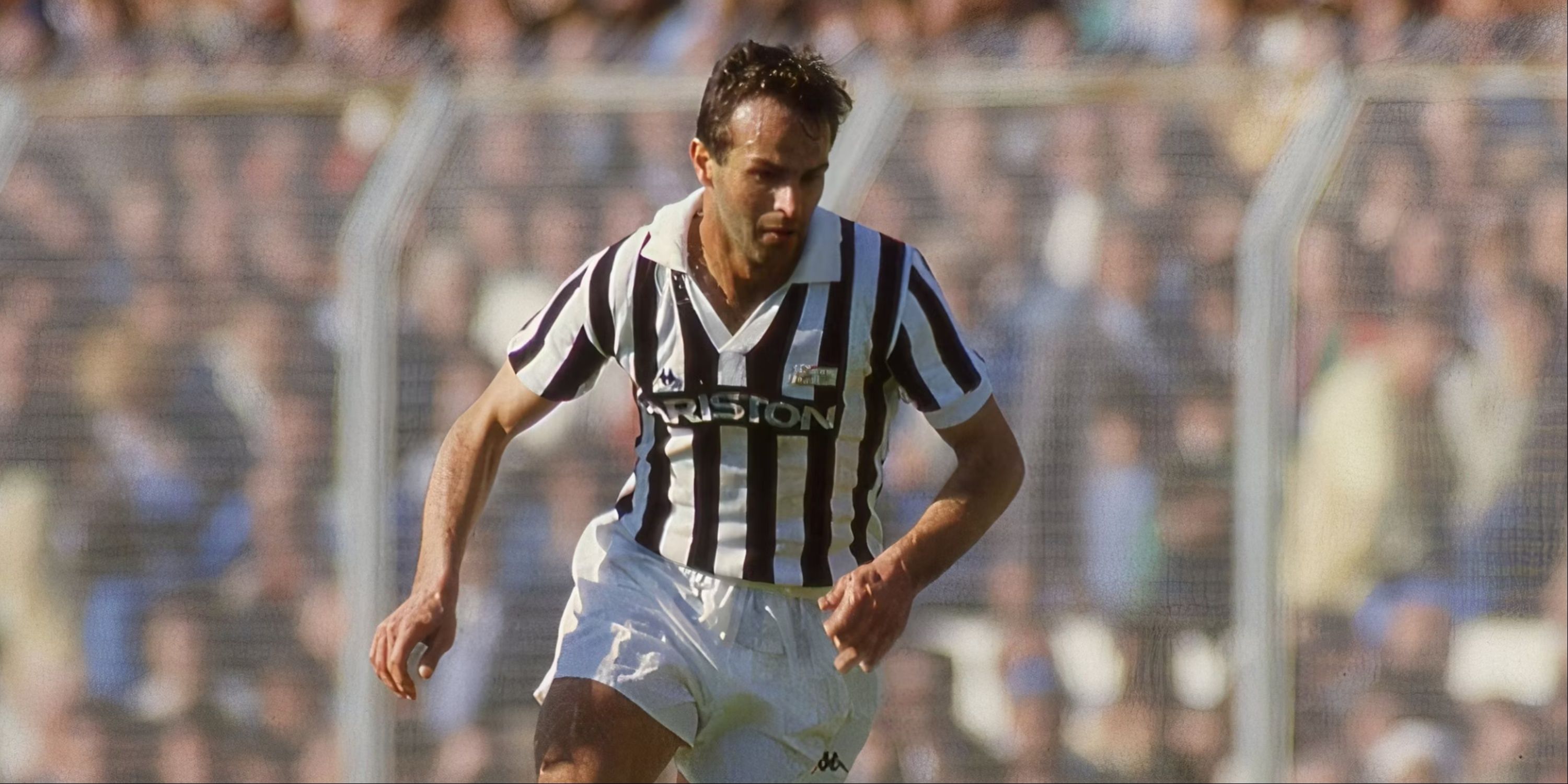 15 Best Left-Backs in Football History [Ranked]