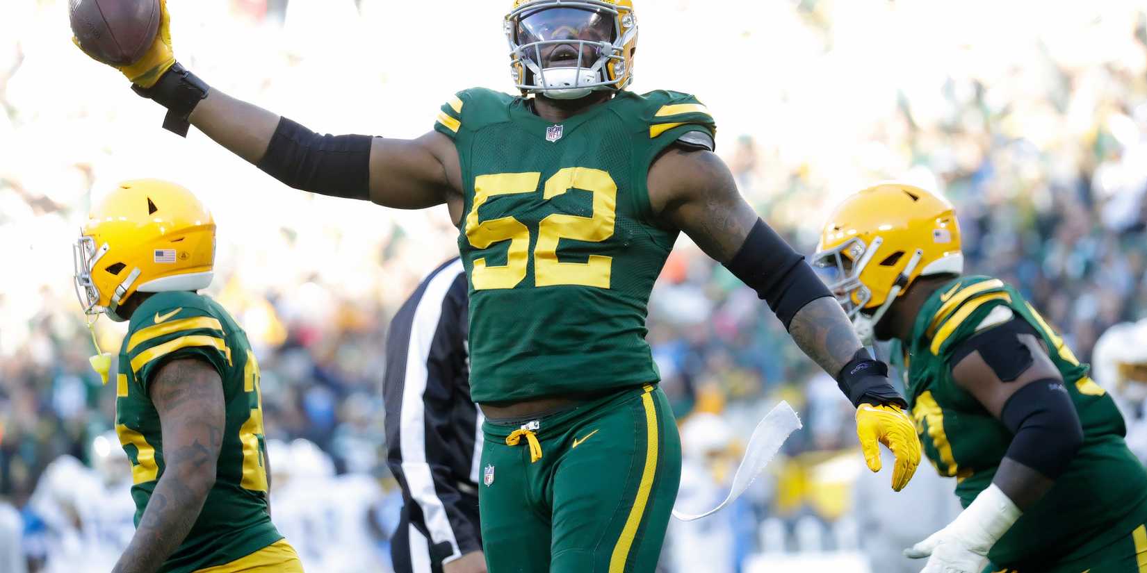 The 10 Highest-Paid Edge Rushers in the NFL, Ranked by AAV
