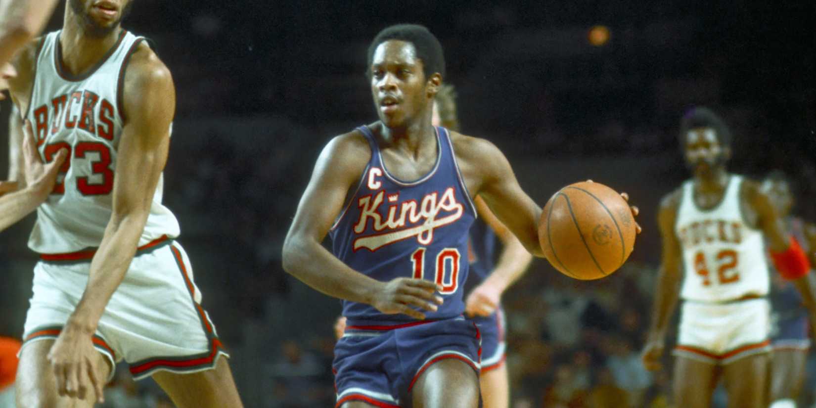 AI Names and Ranks the 10 Best Left-Handed Players in NBA History ...