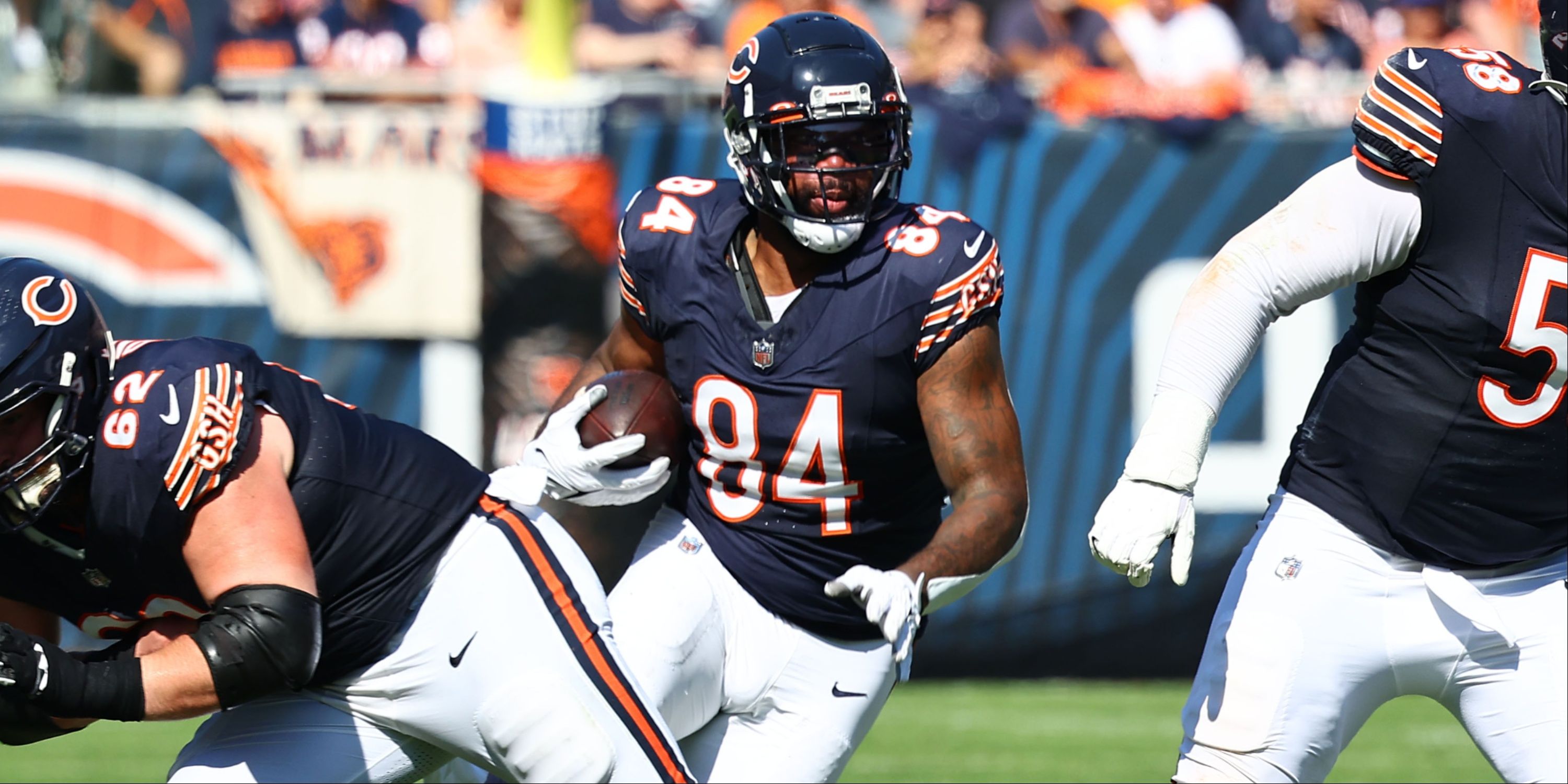 Marcedes Lewis Sets New NFL Record After Signing With Bears For 19th Season Marcedes Lewis Sets New NFL Record After Signing With Bears For 19th Season