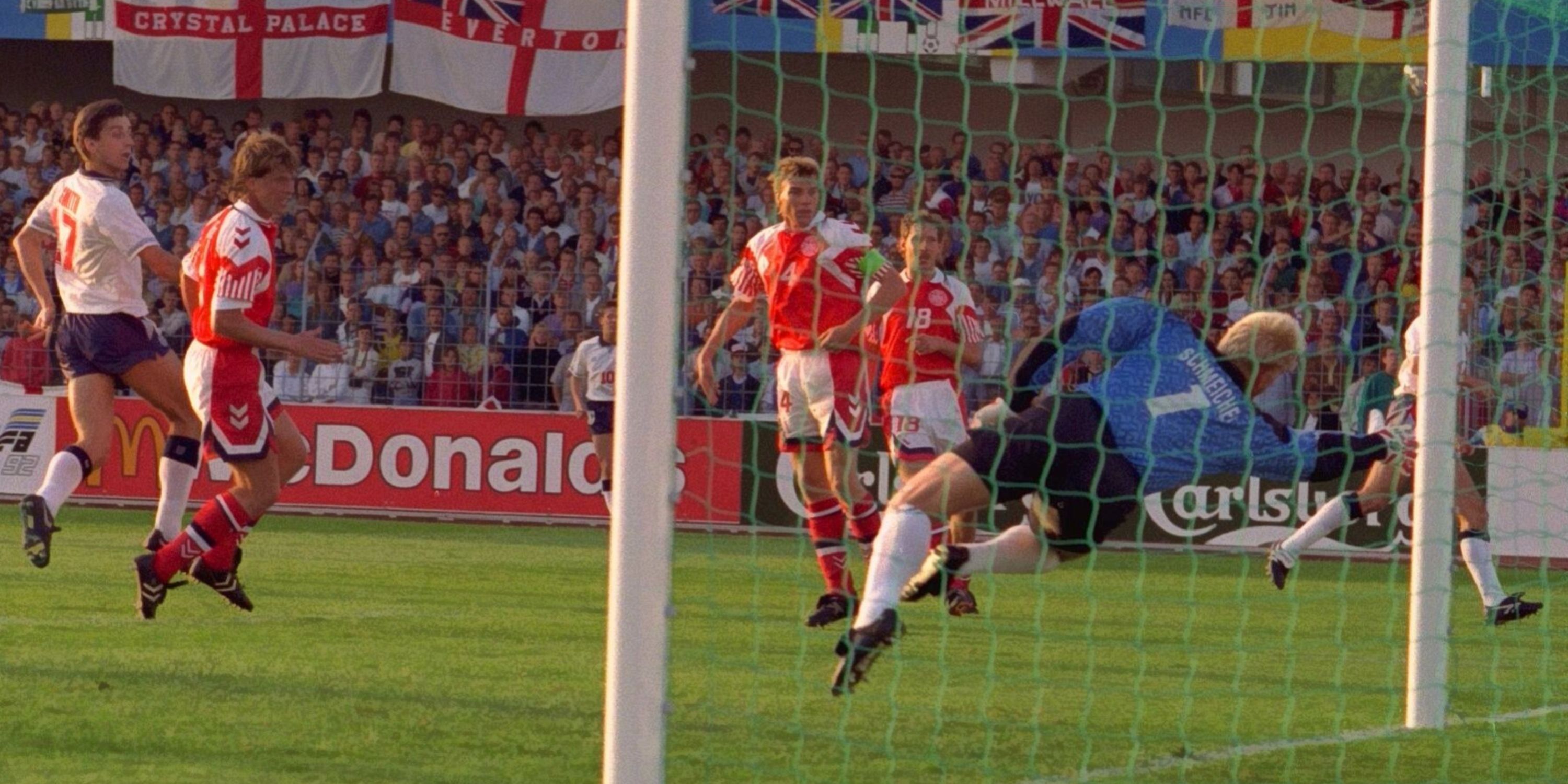 10 Greatest Shot Stoppers in Football History [Ranked]