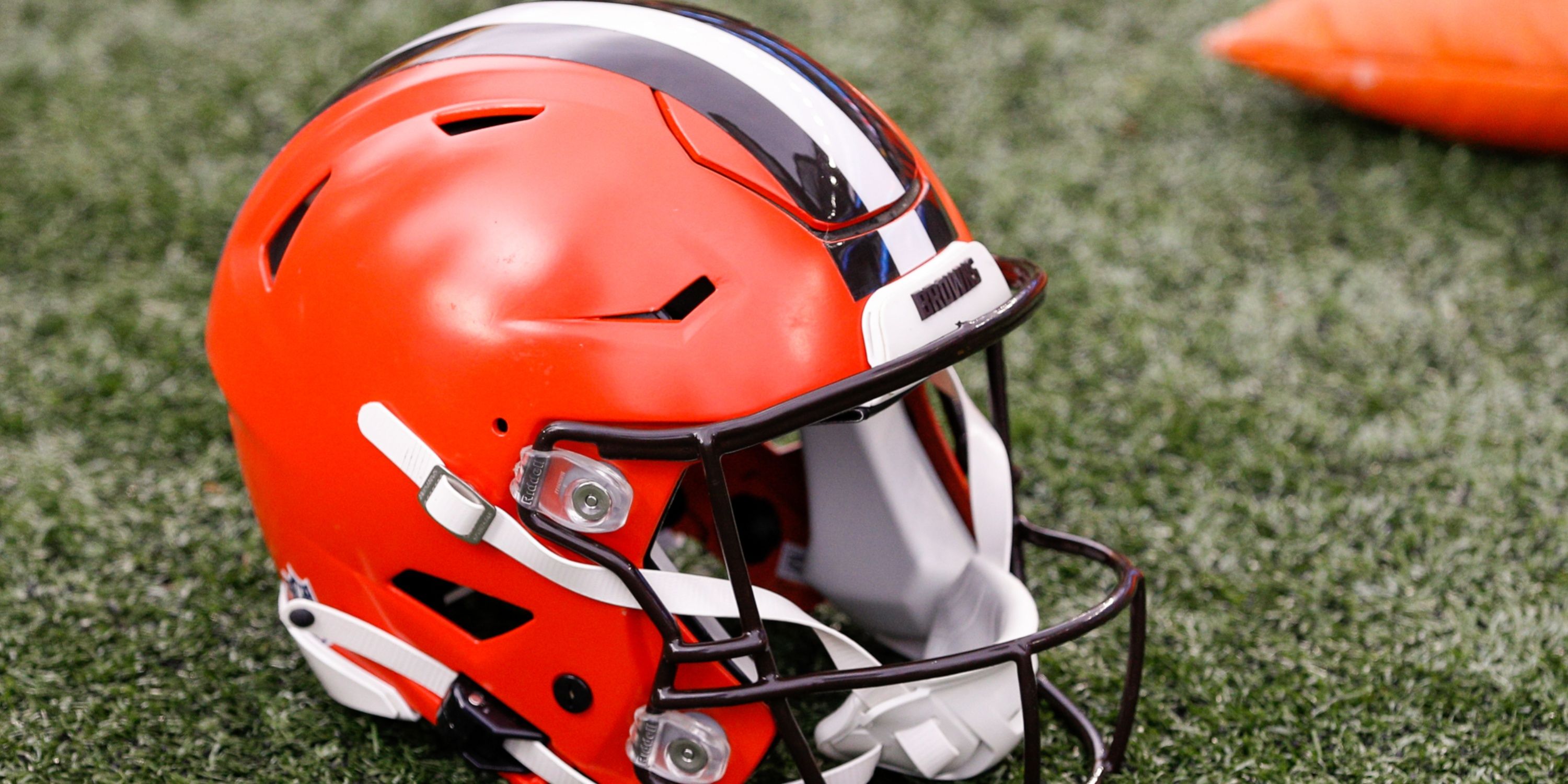 All 32 NFL Helmets, Ranked