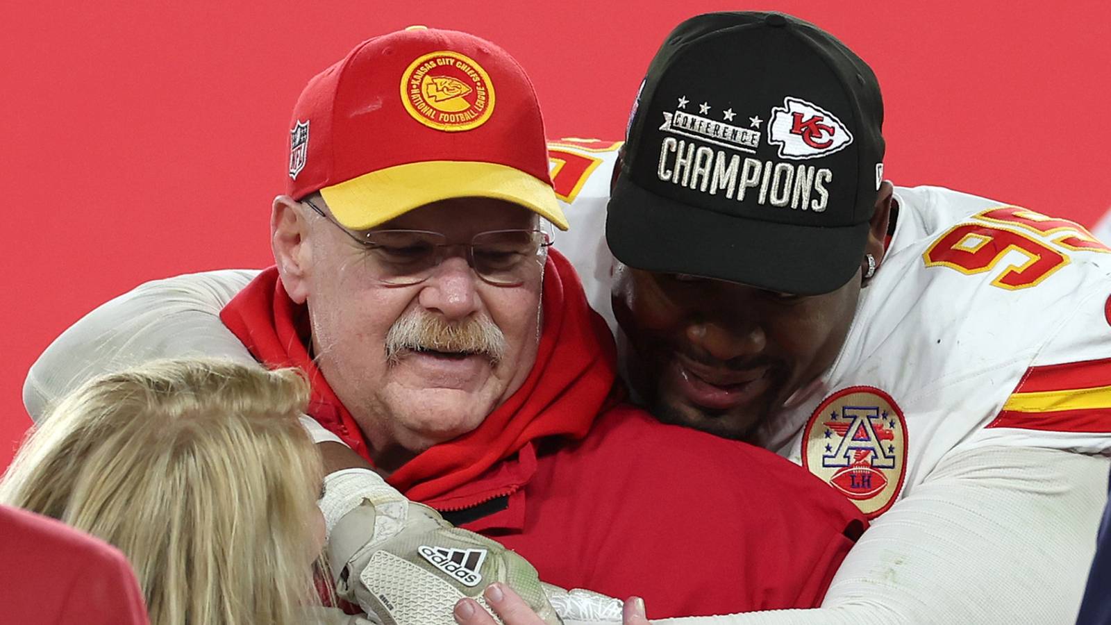 Chiefs' Chris Jones Jokes With Andy Reid: 'Let Me Skip Training Camp'