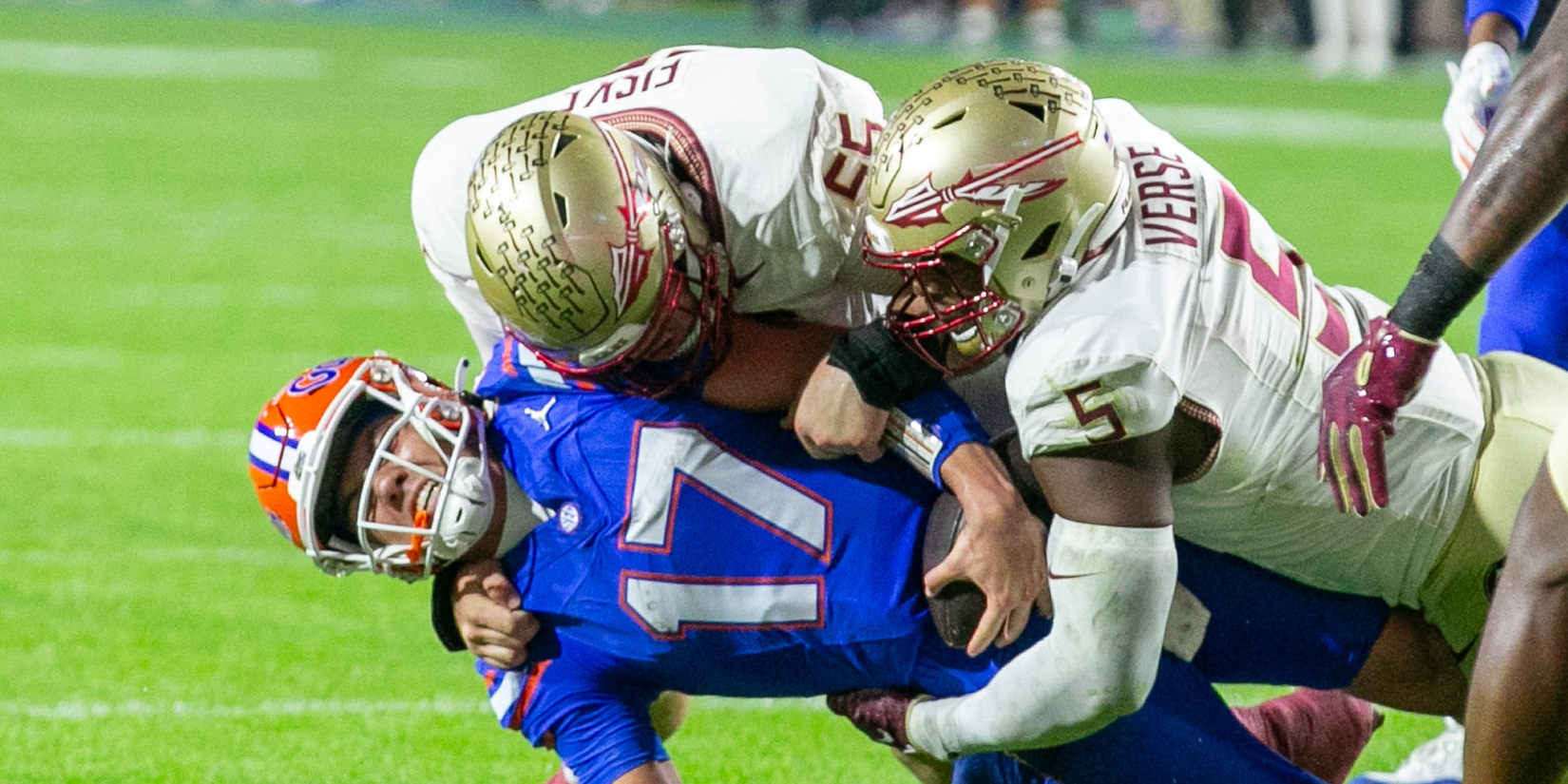 Aaron Donald Mentoring Rams Rookie DT Ahead of Season