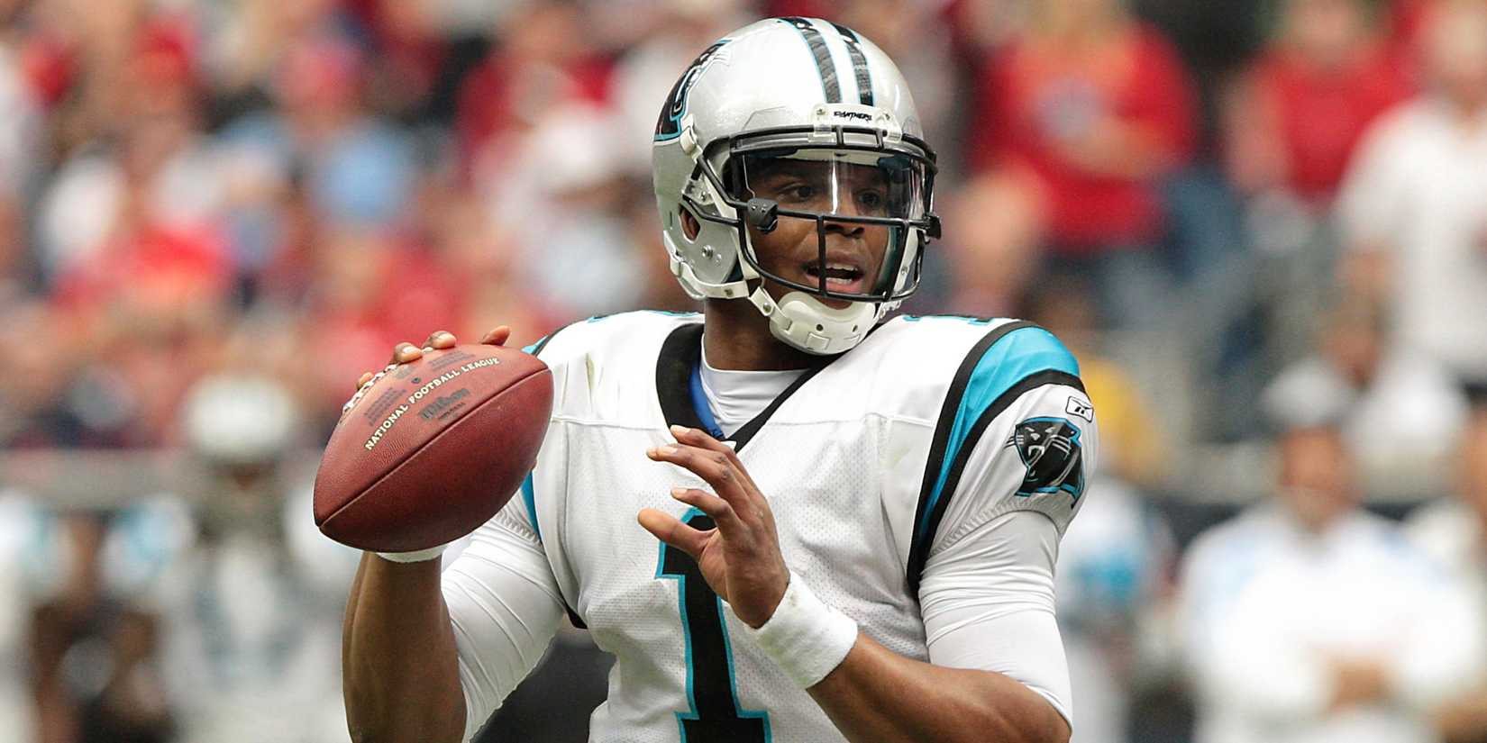 10 NFL Rookie Quarterbacks With the Most Passing Yards in a Season