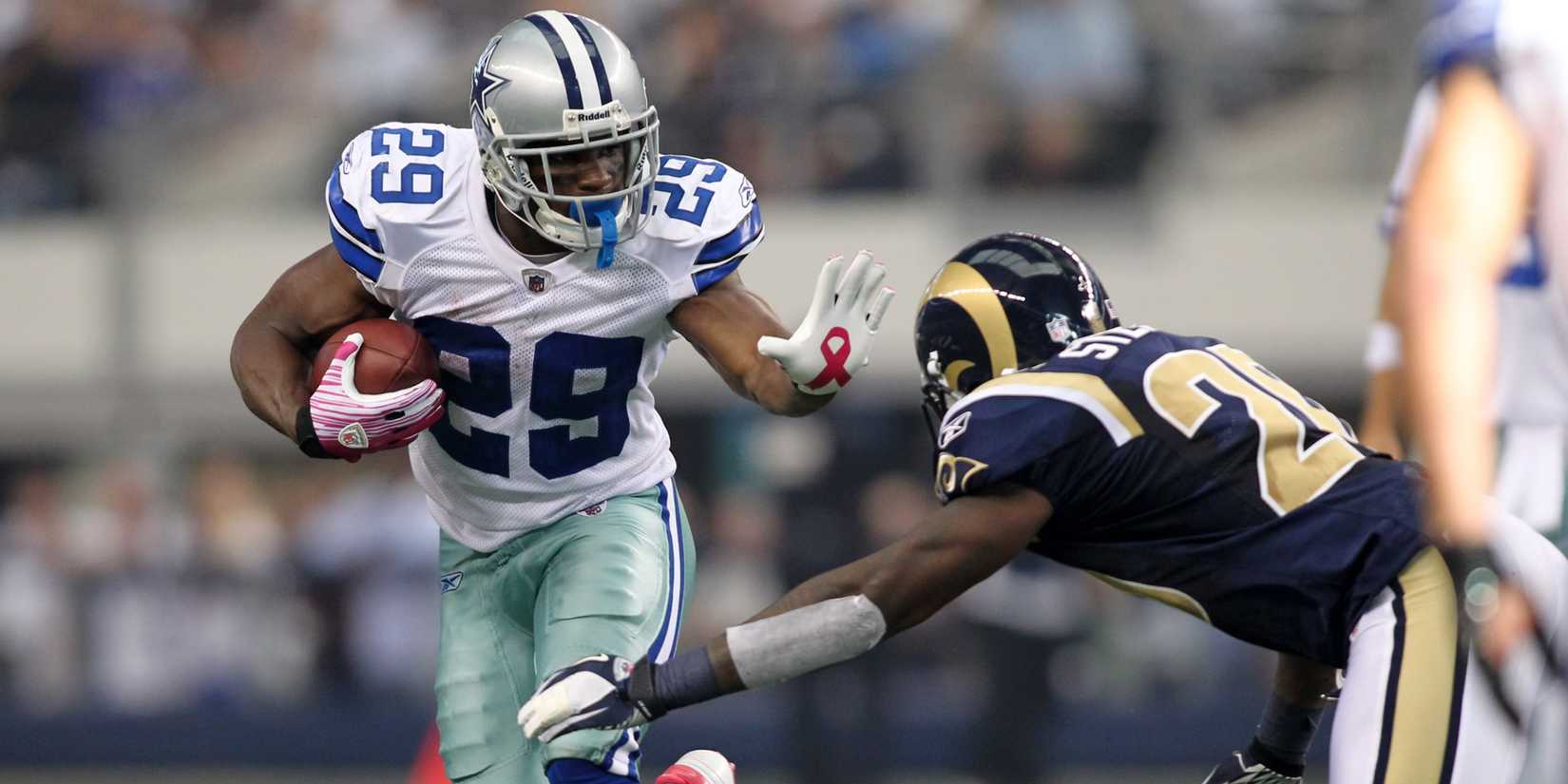10 NFL Rookies With the Most Rushing Yards in a Game