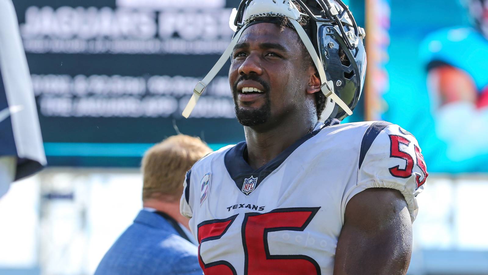 Texans Bolster Pass Rush With Signing Of Jerry Hughes