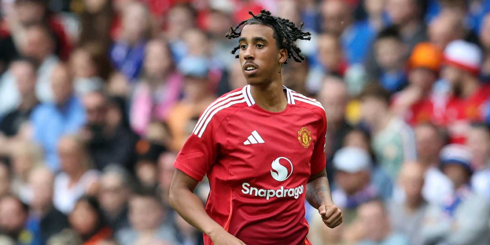 What Man Utd Fans Are Saying About Leny Yoro After His Premier League Debut