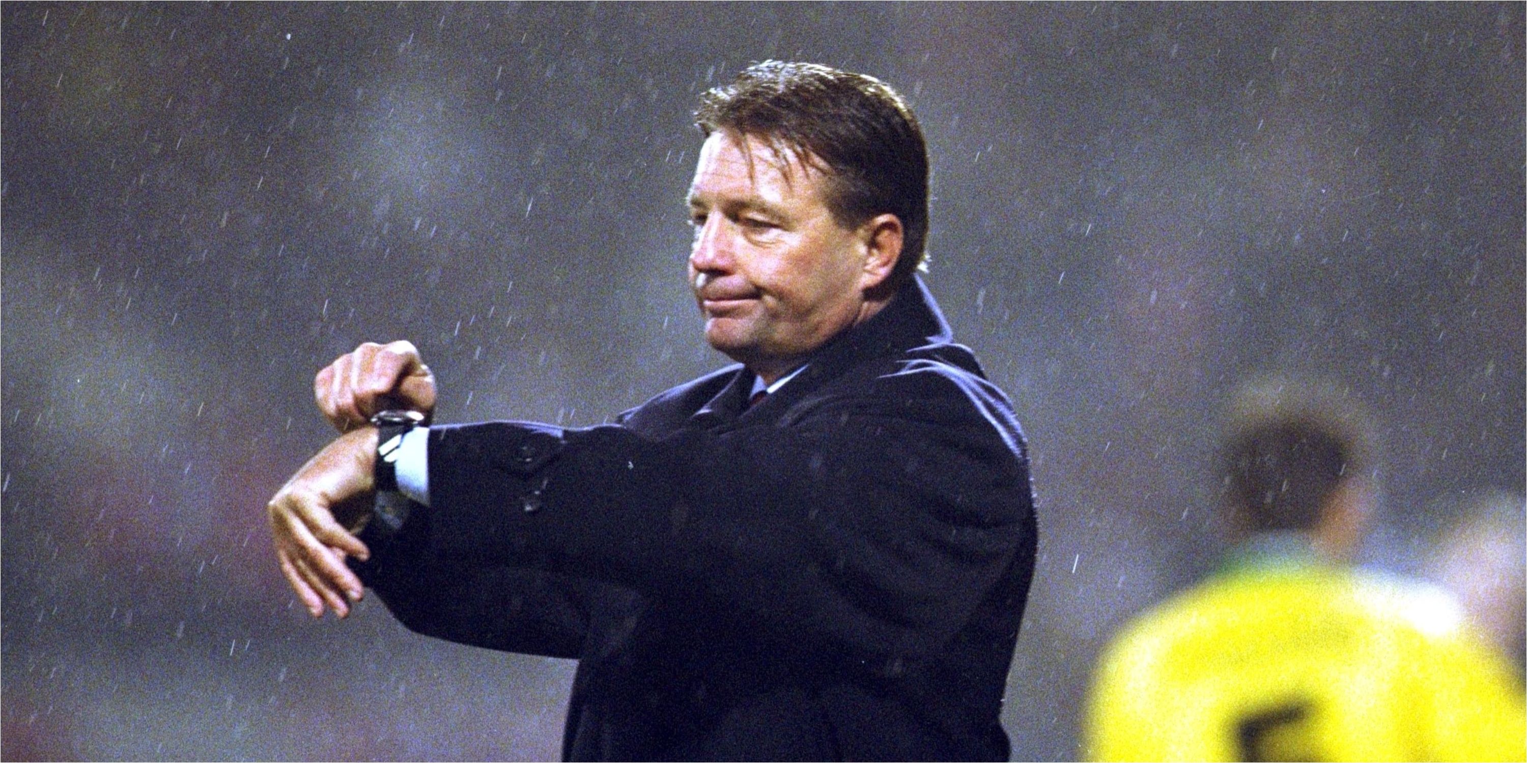 10 Greatest Dutch Managers in Football History Ranked