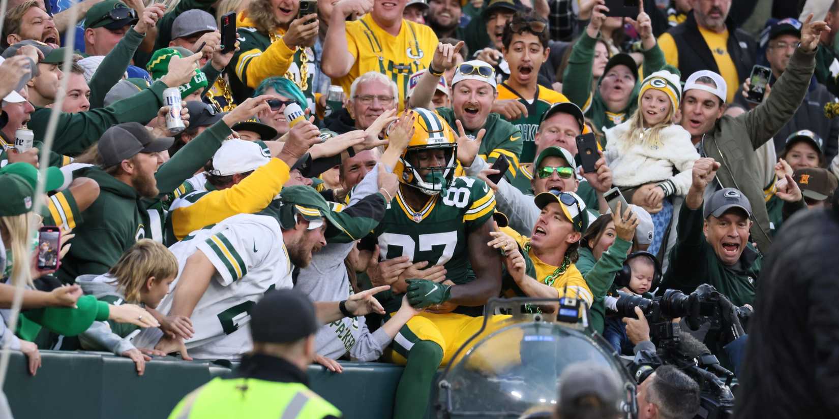 Fantasy Football Week 3 Waiver Wire & FAAB: A Future Hall of Fame QB is Still Available in Most ...