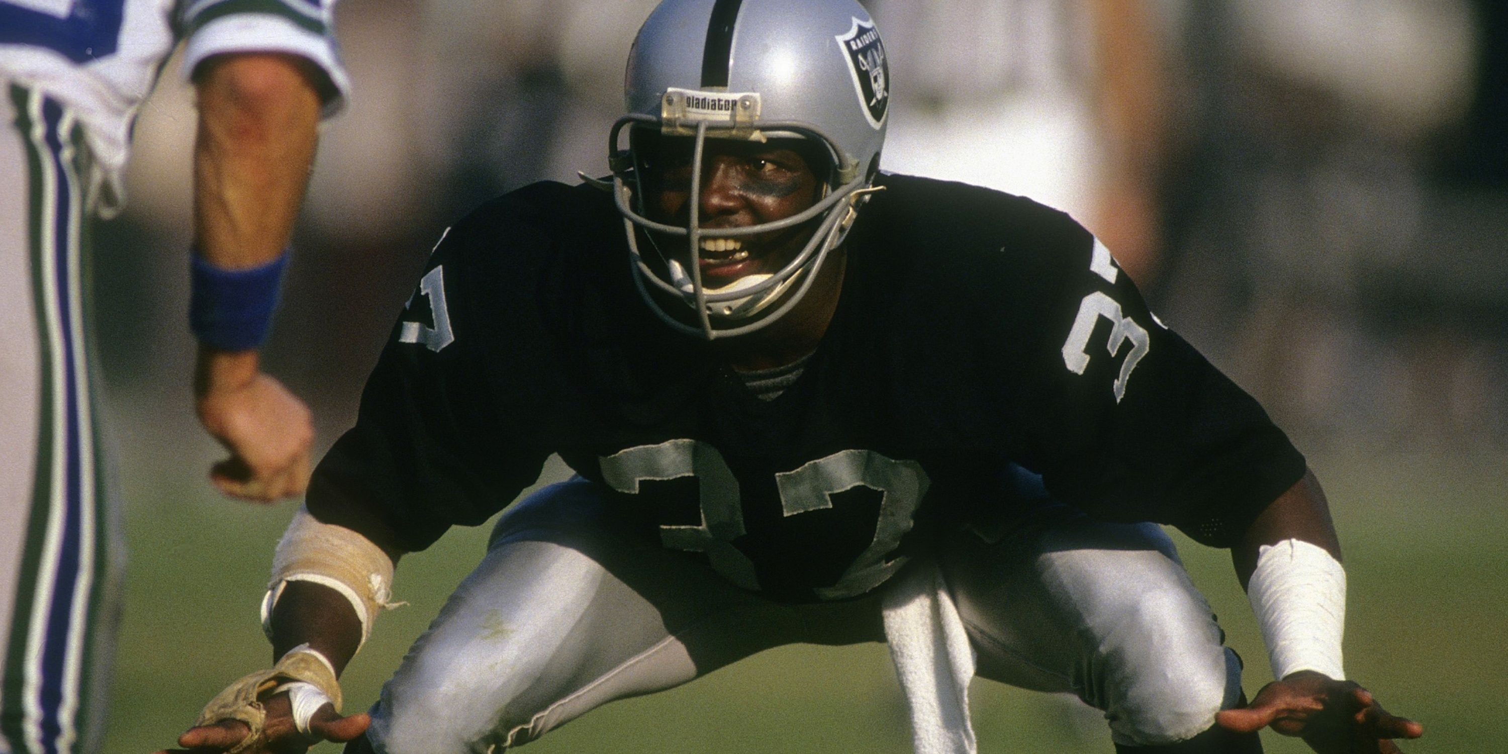 An Early Look At the NFL's 2025 Pro Football Hall of Fame Ballot