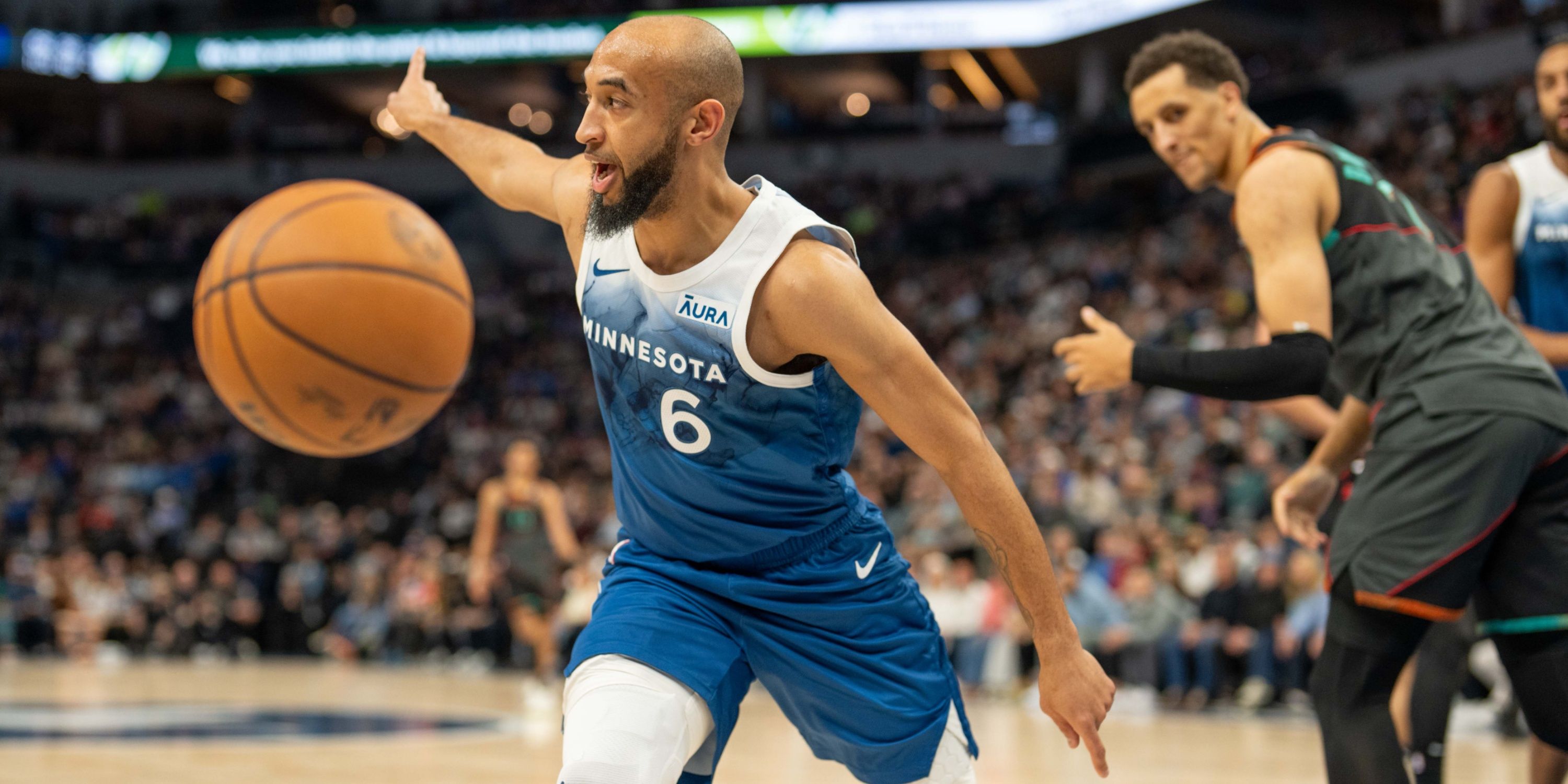2024 NBA Free Agent Tracker