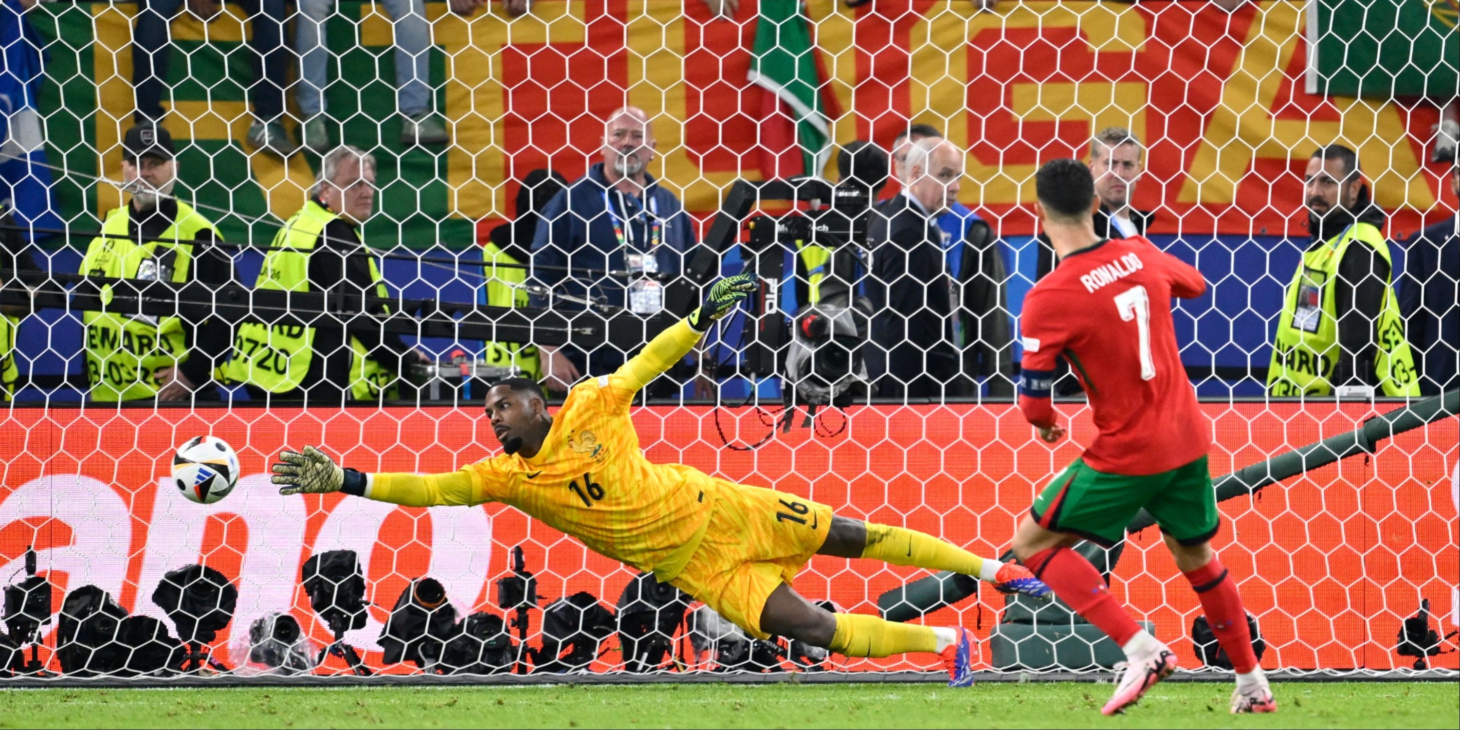 Why Penalty Takers Stutter Before Shooting