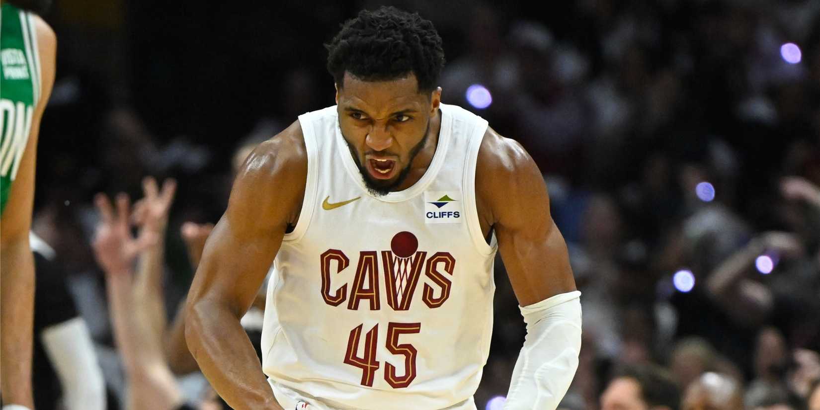 AI Names and Ranks the 10 Best NBA Shooting Guards Right Now - Devin ...