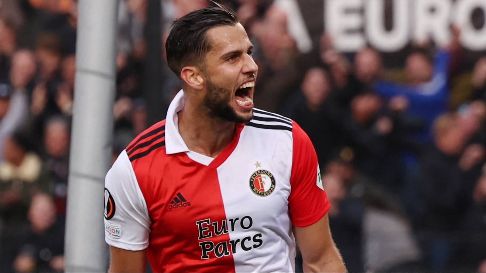 Man Utd Want to Sign Liverpool 'Crazy' David Hancko