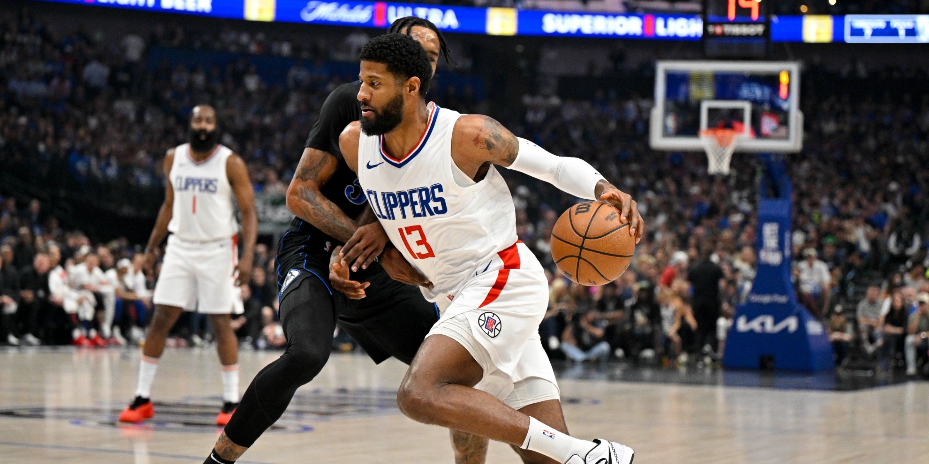 Paul George Can Be Clutch-Time Option for 76ers