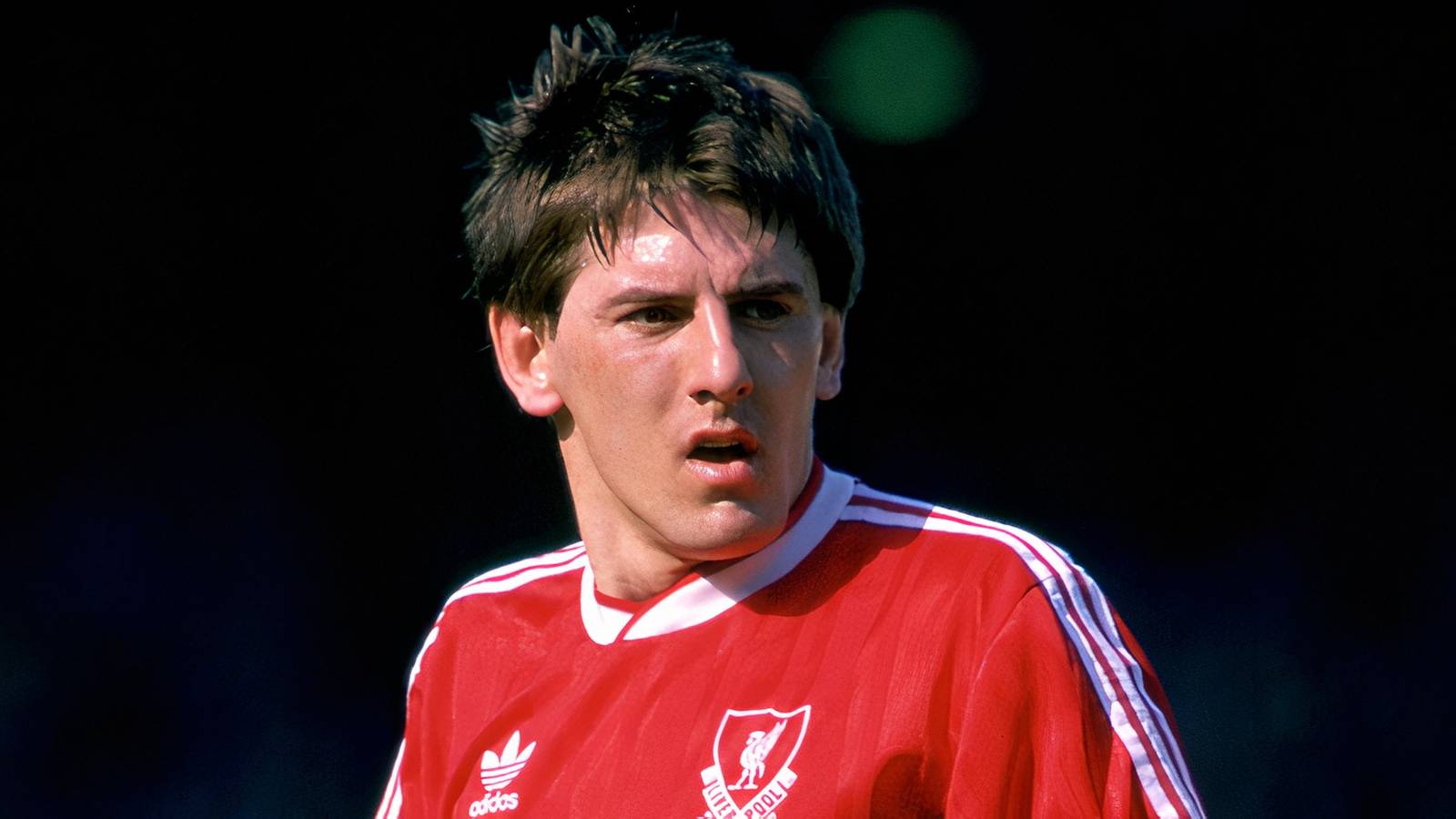 Peter Beardsley Felt 'Restricted' England Icon Was 'Best Player in ...