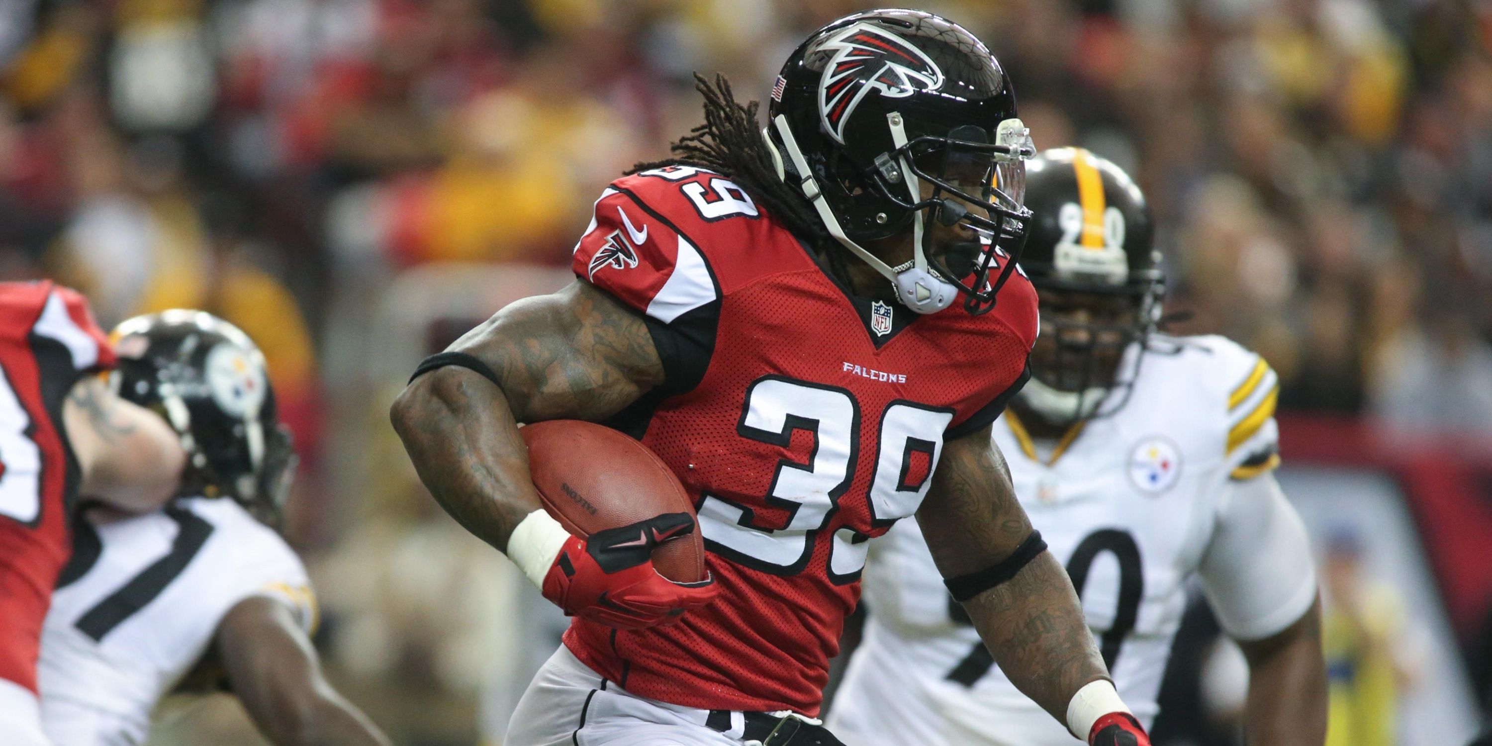 5 Players You Forgot Suited Up for the Atlanta Falcons