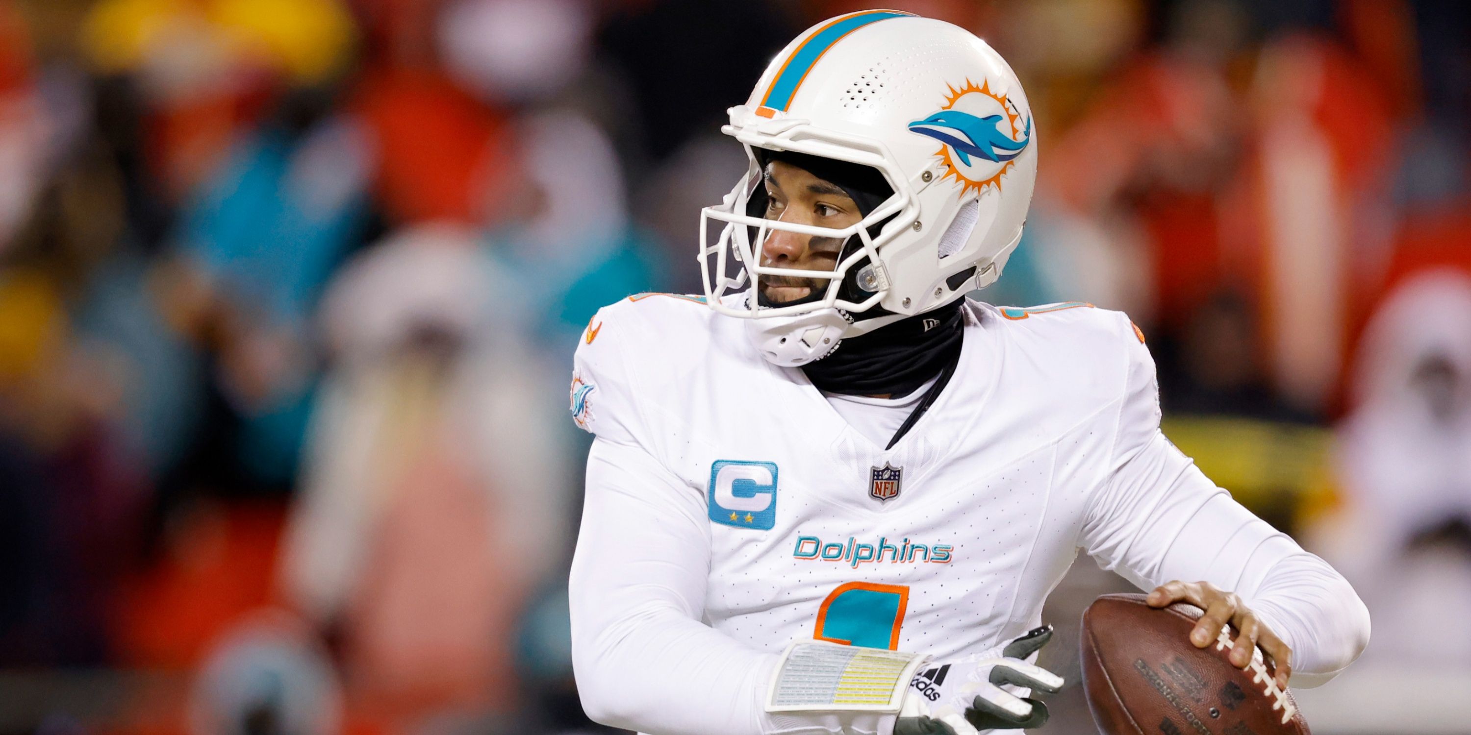 10 Highest-Paid Quarterbacks in the NFL, Ranked by AAV