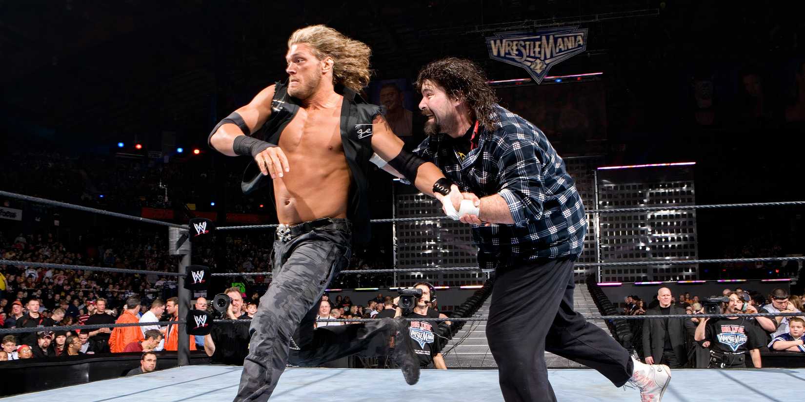 WWE Legend Mick Foley Involved in Horrific Car Crash