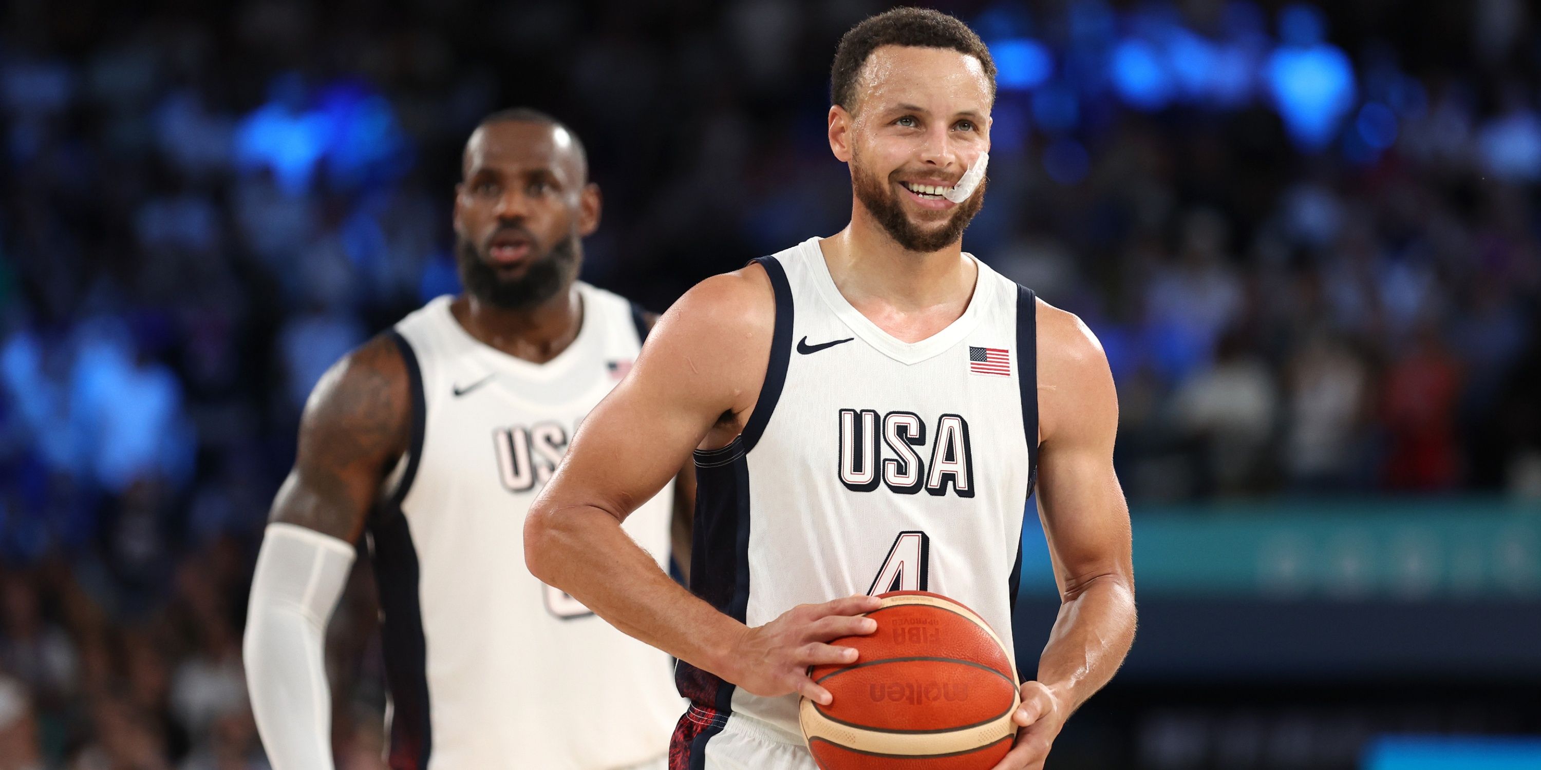 Why LeBron James, Stephen Curry Playing Together in NBA Makes Sense