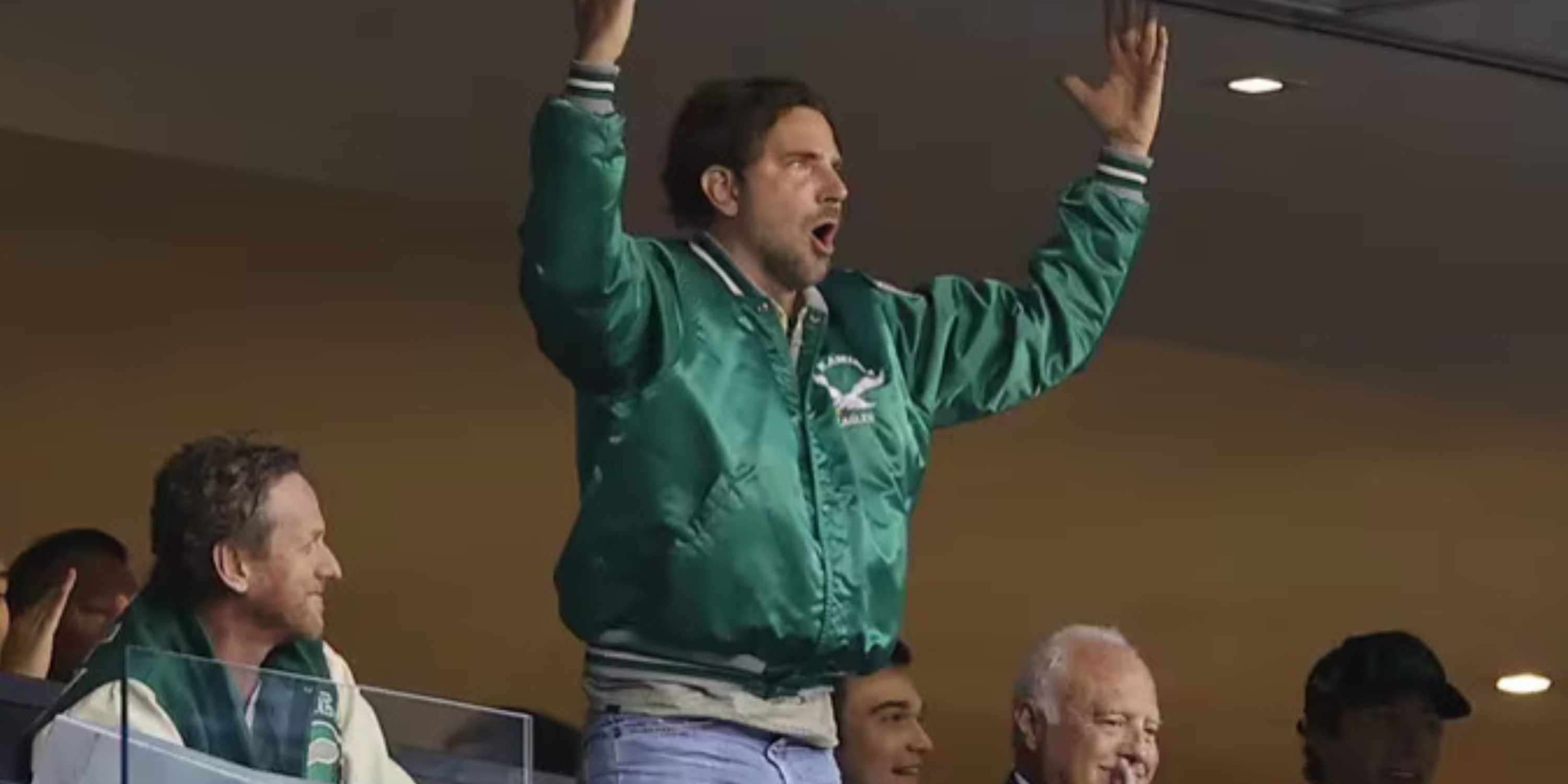 10 Biggest Celebrity NFL Fans