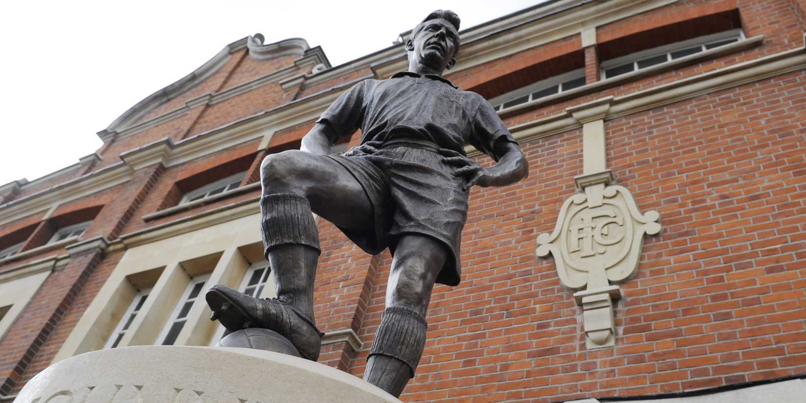10 Greatest Fulham Players in Football History [Ranked]