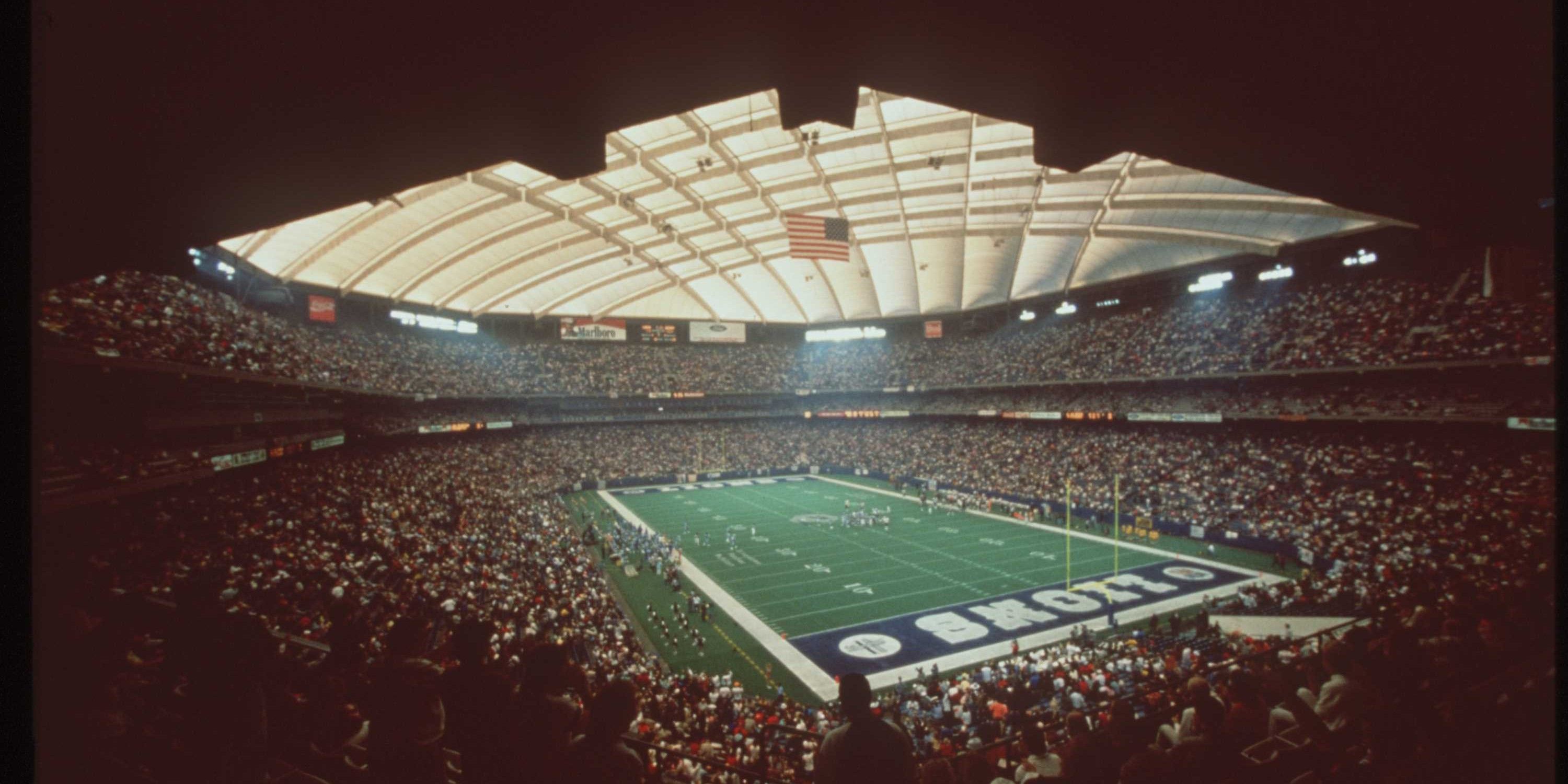 10 Best Football Stadiums of the 20th Century [Ranked]