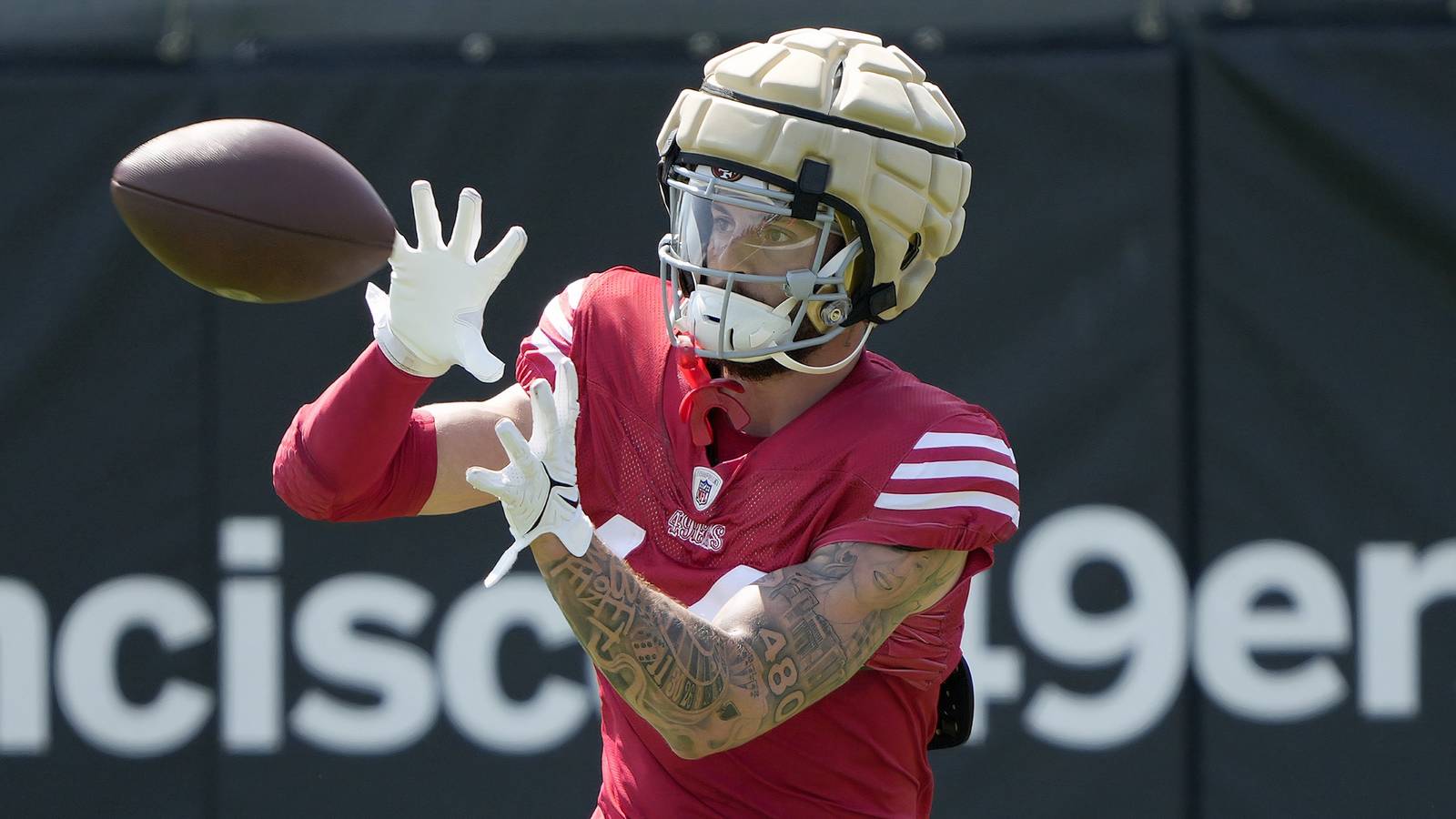 49ers' Ricky Pearsall shot during robbery attempt, in stable condition