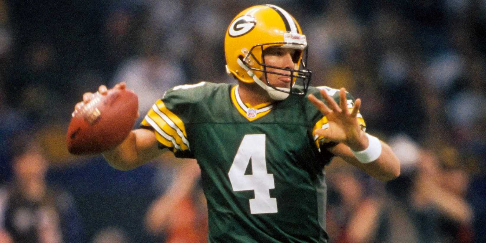 10 Strongest Arms in NFL History [Ranked]