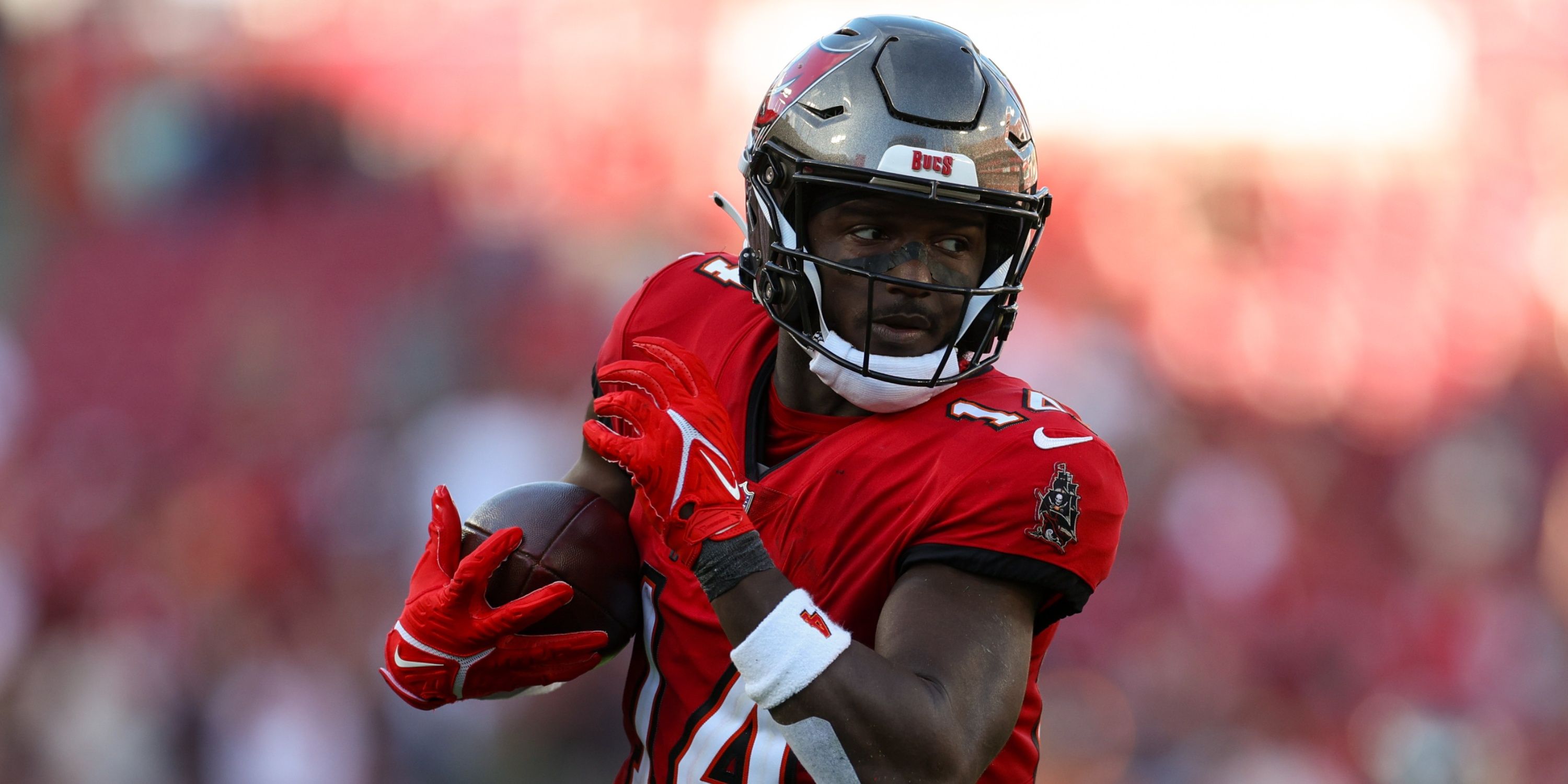 Ranking the Top 5 Tampa Bay Buccaneers Wide Receivers of All Time