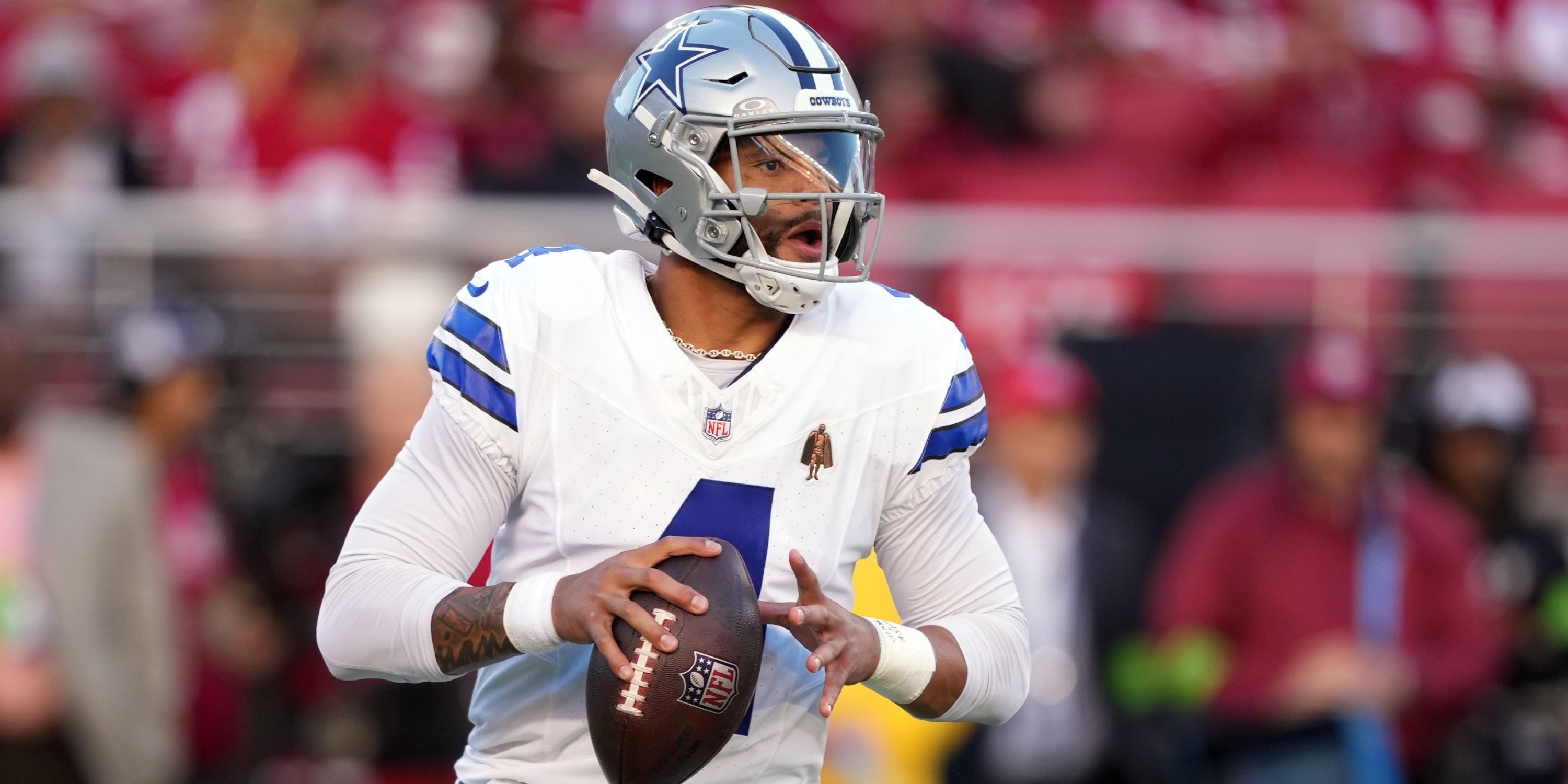 10 Highest-Paid Quarterbacks in the NFL, Ranked by AAV