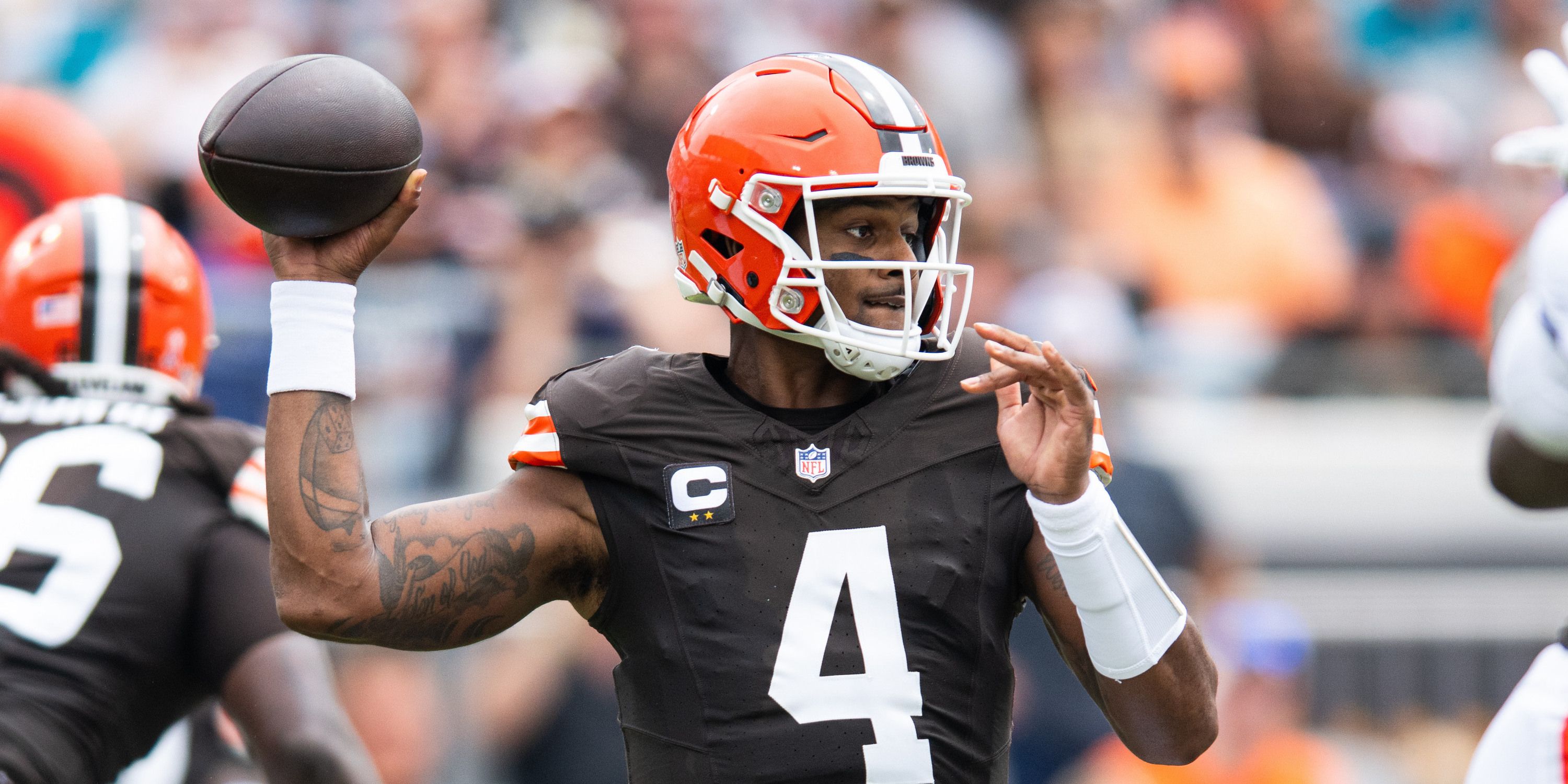 Watson, Lawrence Hit Snooze Button for Four Quarters in Browns Victory