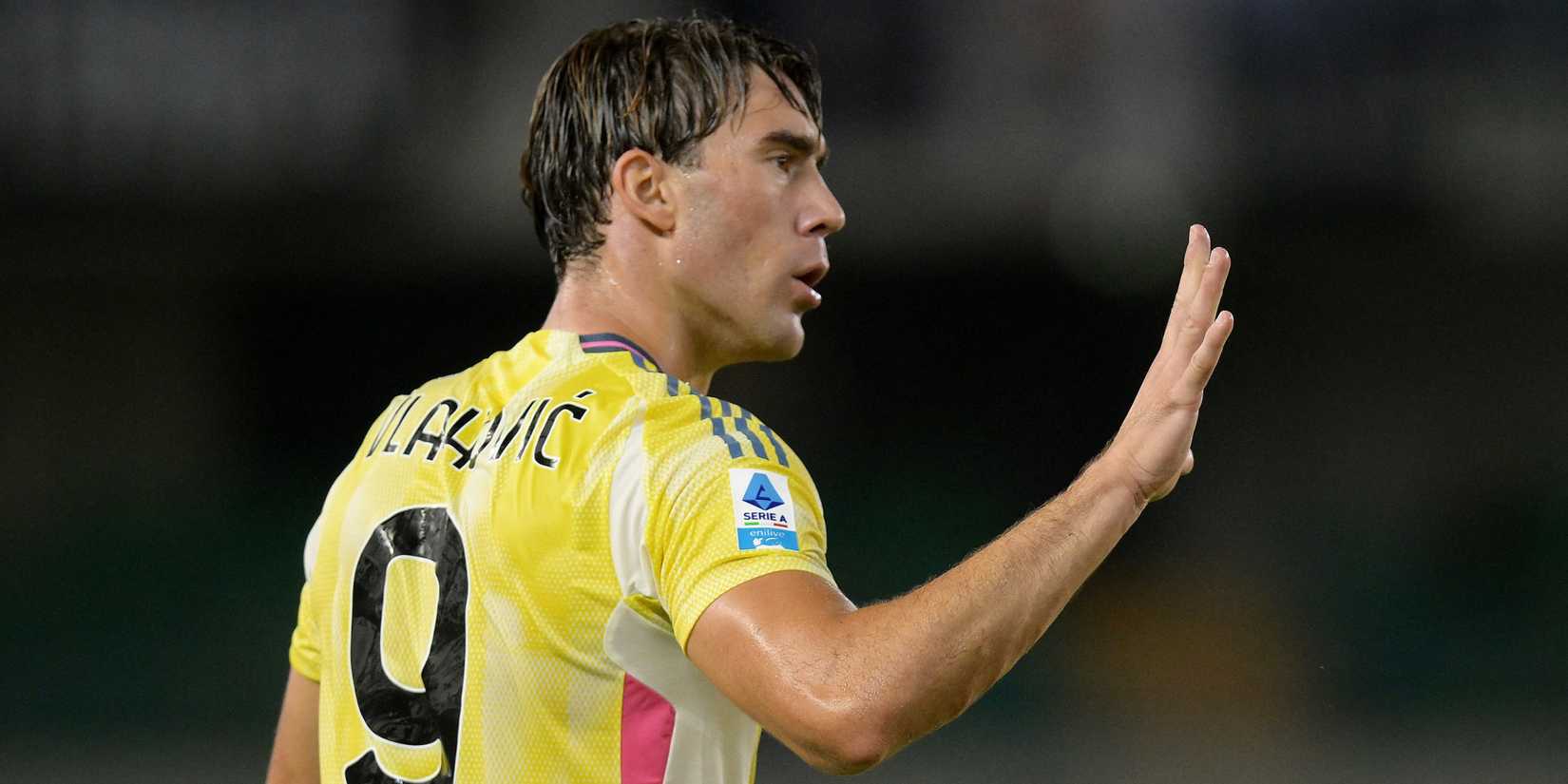 11 Best Number 9s in World Football Right Now (2025)